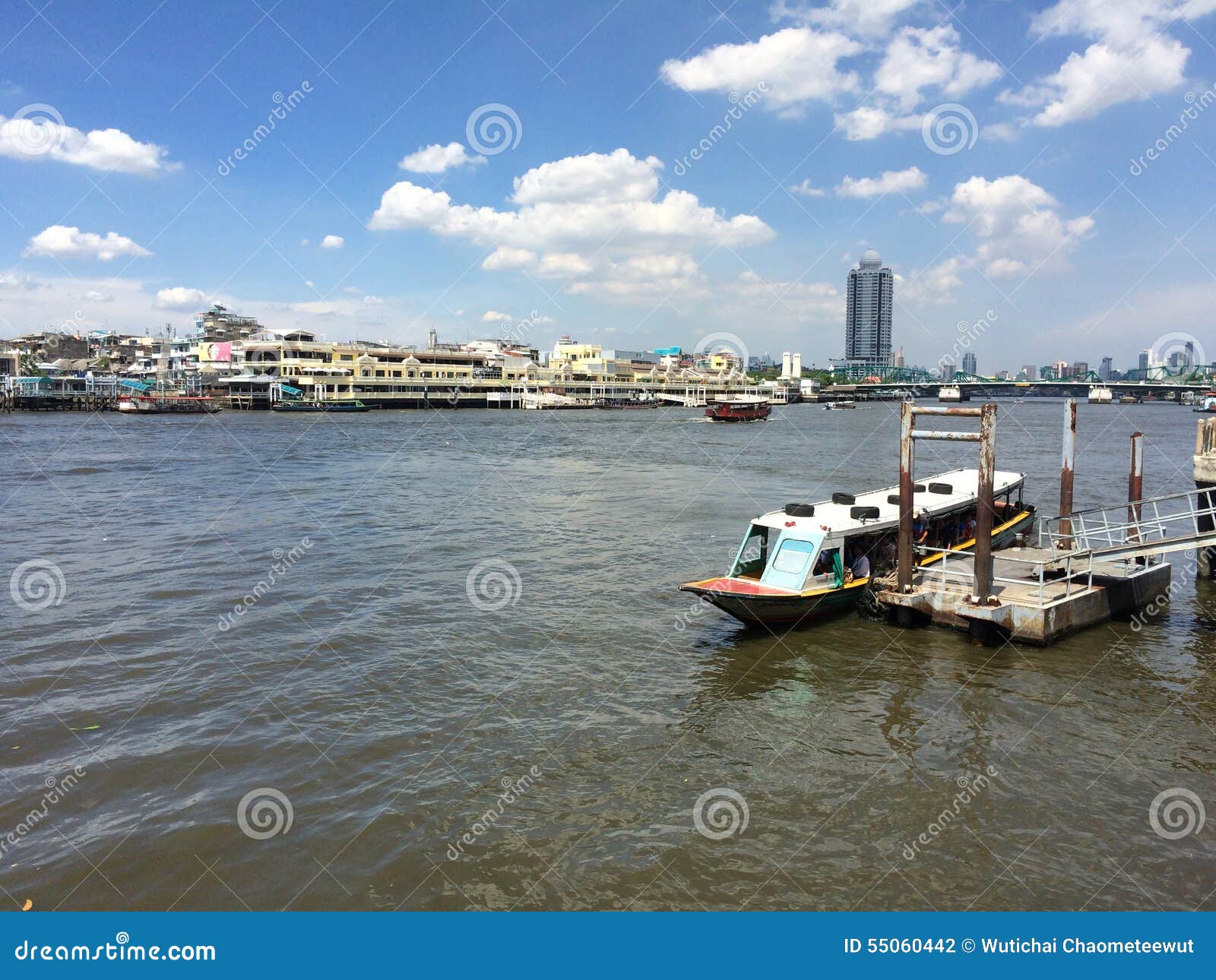 Thai Harbour Boat Riverside Editorial Photography - Image of vessel ...