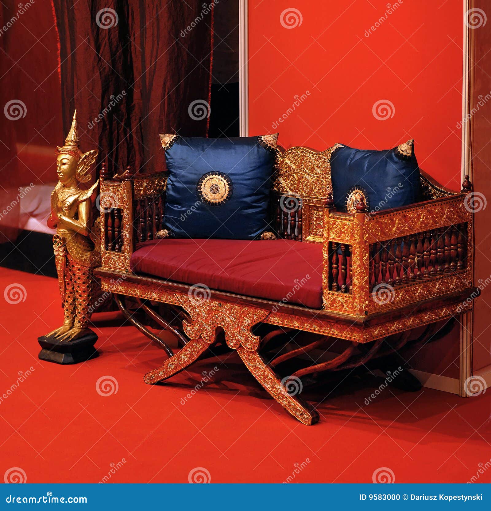 Thai house interior stock photo. Image of statue, decoration - 9583000