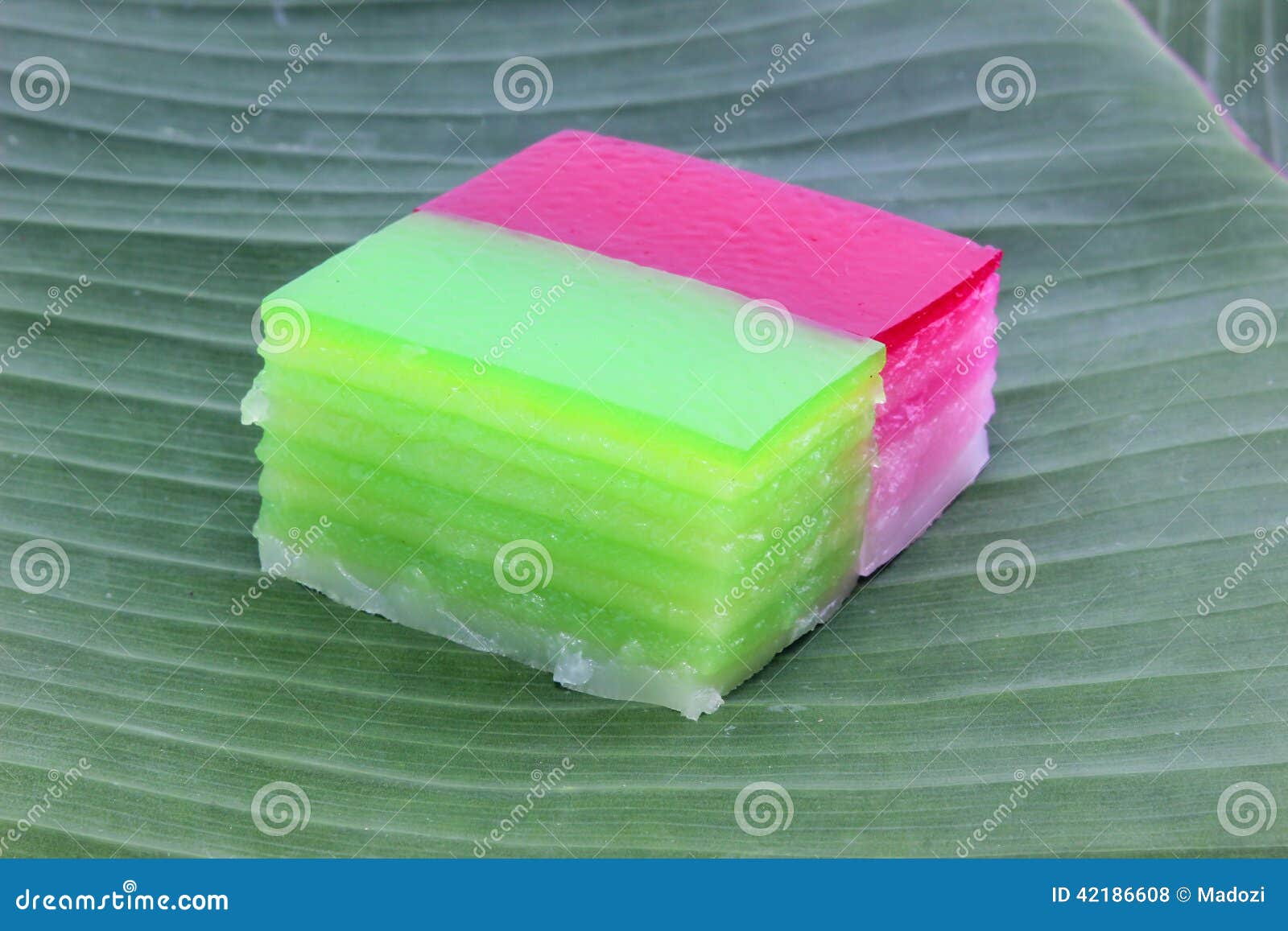 Thai Tea Layer Cake Decorated With Strawberry And White Ribbon For ...