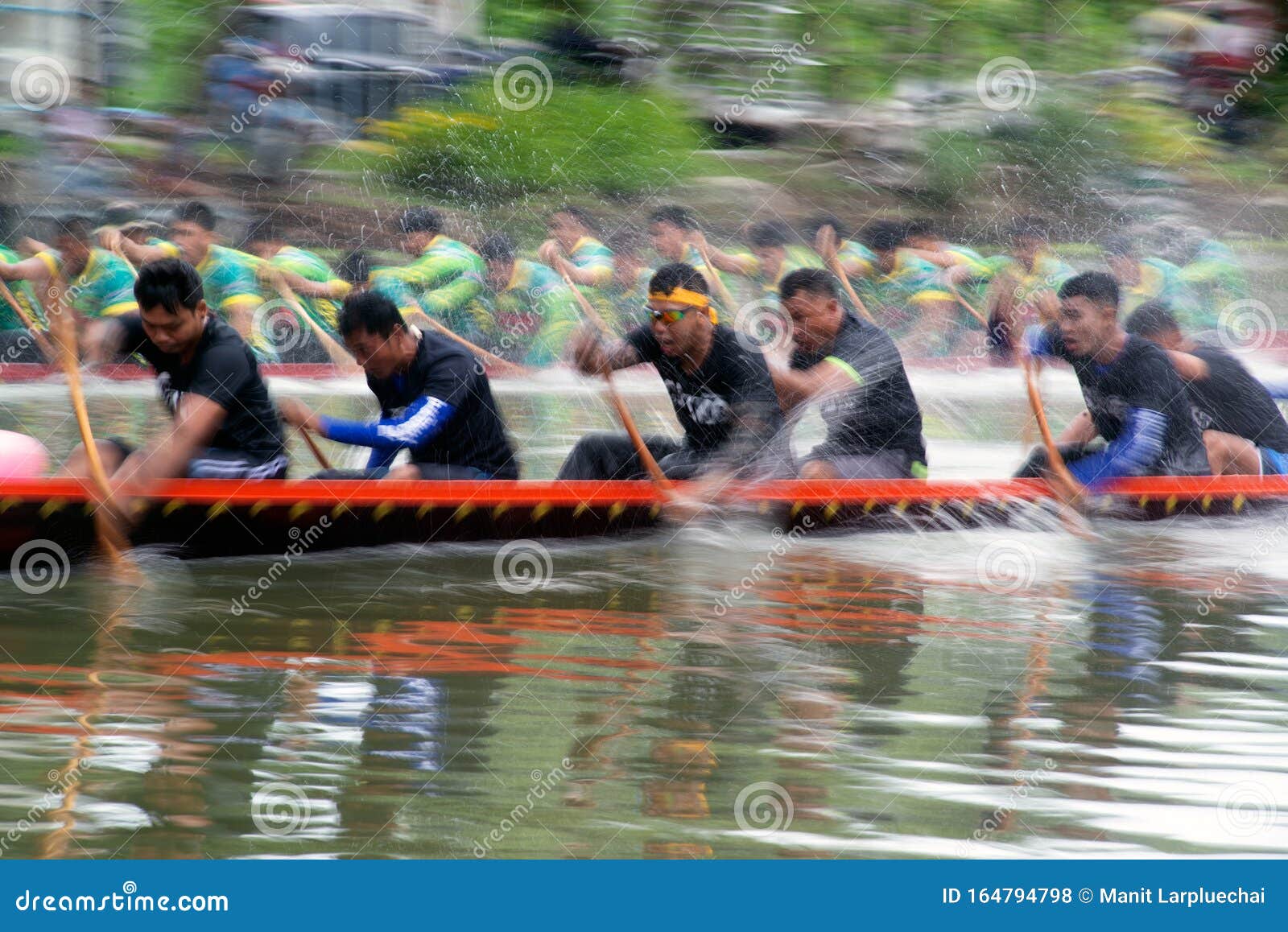 Thai Long Boat Racing Championship. Editorial Stock Photo - Image of ...