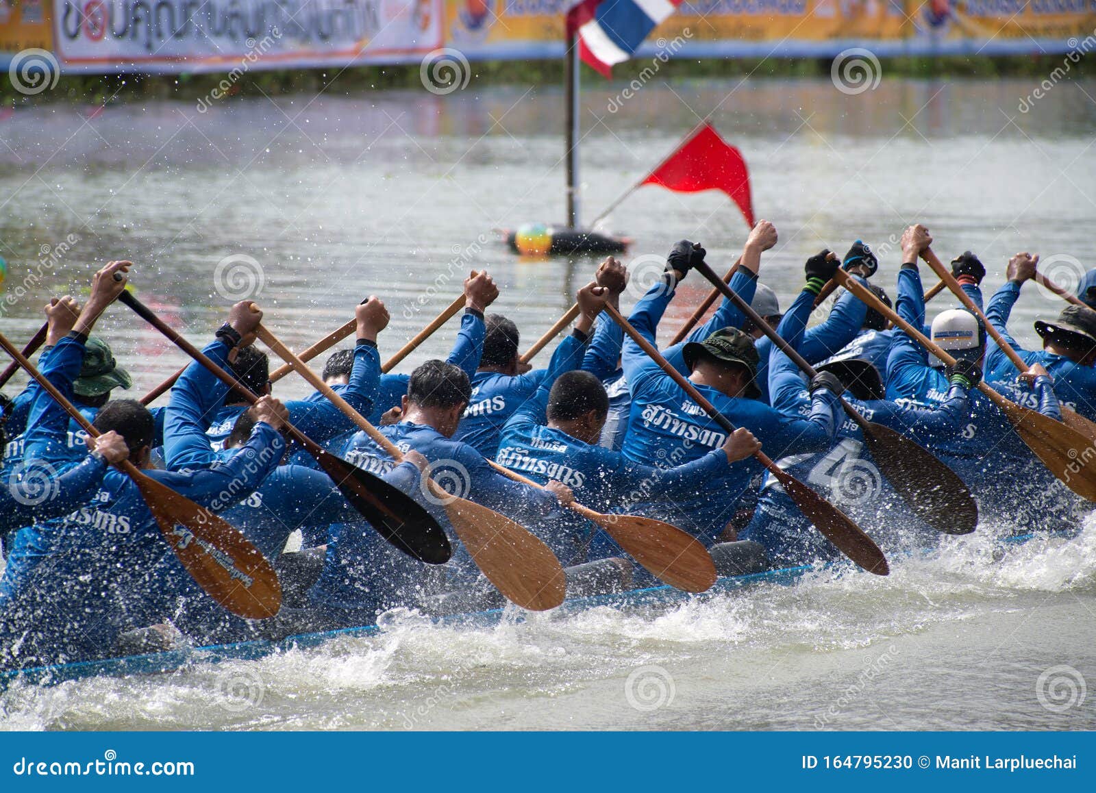 Thai Long Boat Racing Championship. Editorial Image - Image of crew ...