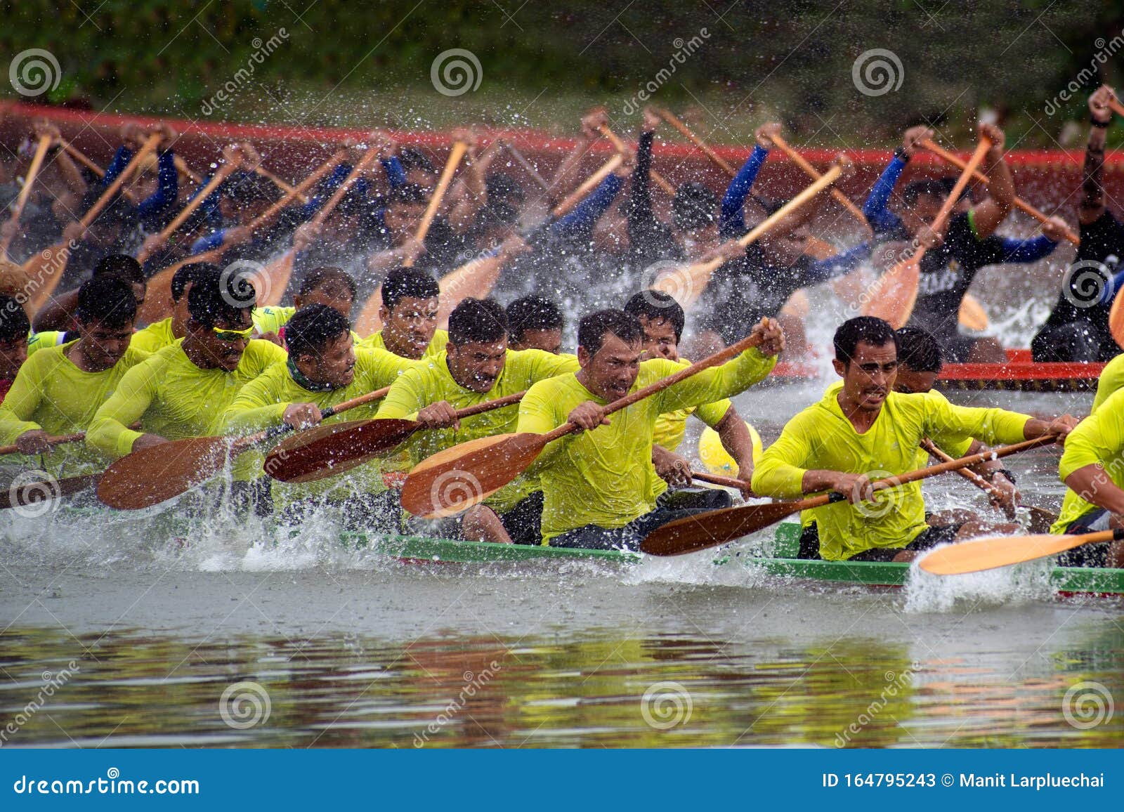 Thai Long Boat Racing Championship. Editorial Stock Photo - Image of ...