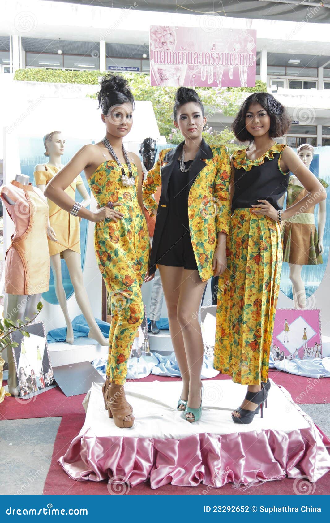 Thai models fashion show editorial photography. Image of beautiful ...