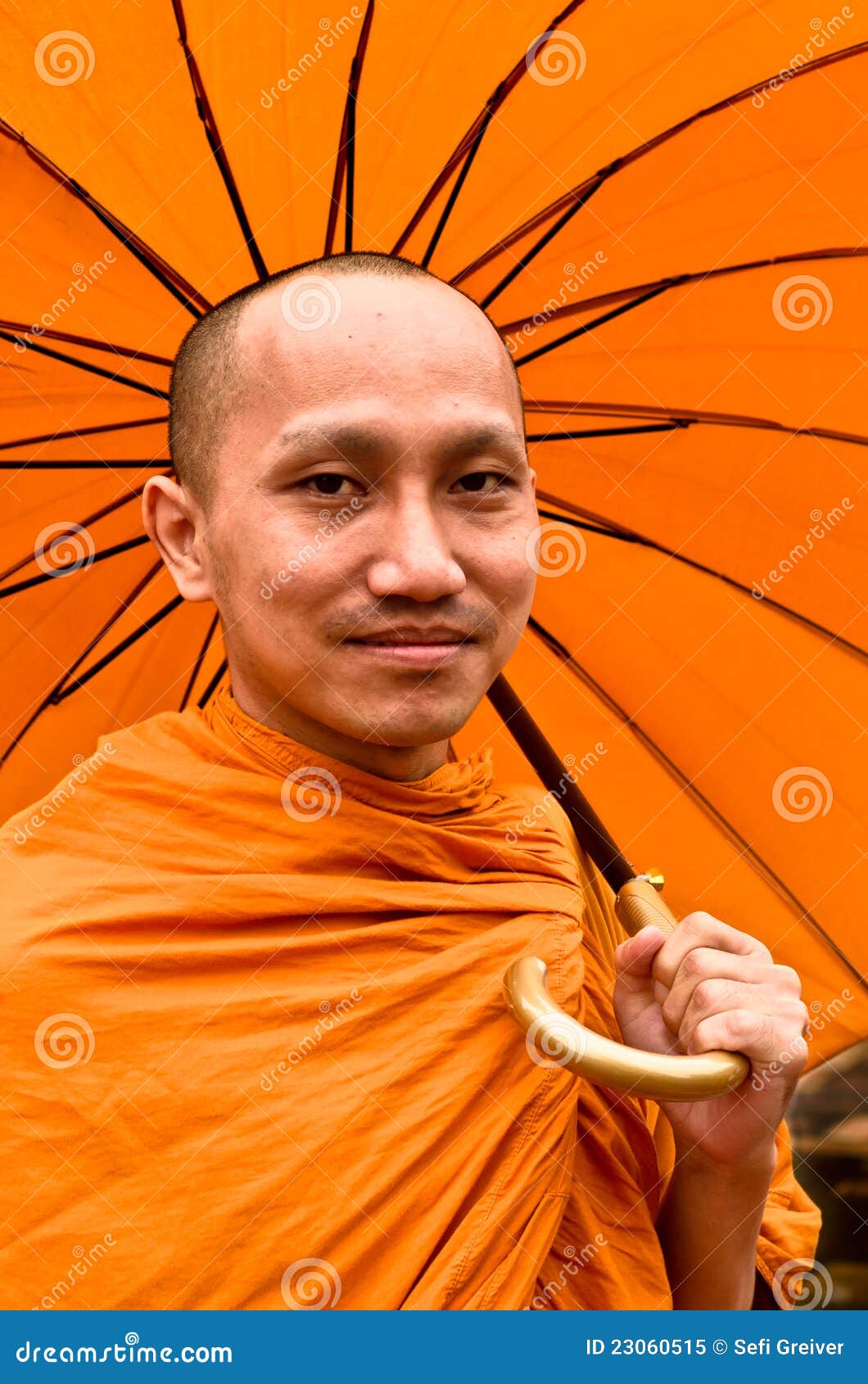 Thai Monk with Umbrella editorial image. Image of temple - 23060515