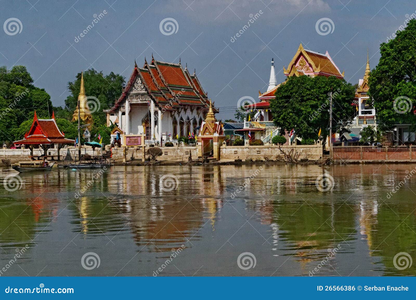 Thai palace stock photo. Image of detail, roof, sunny - 26566386