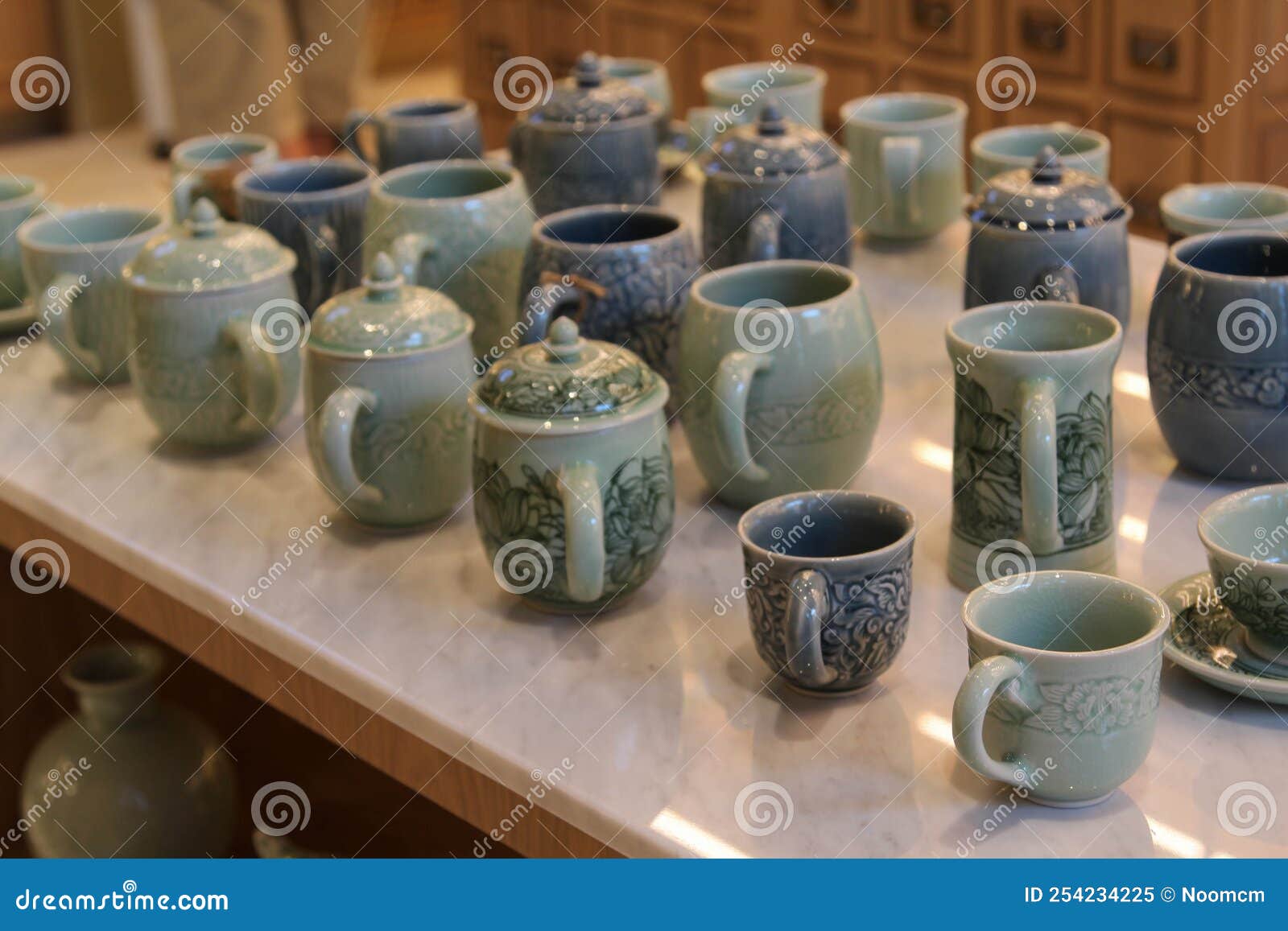 Pottery placed on shelf stock image. Image of porcelain - 254234225