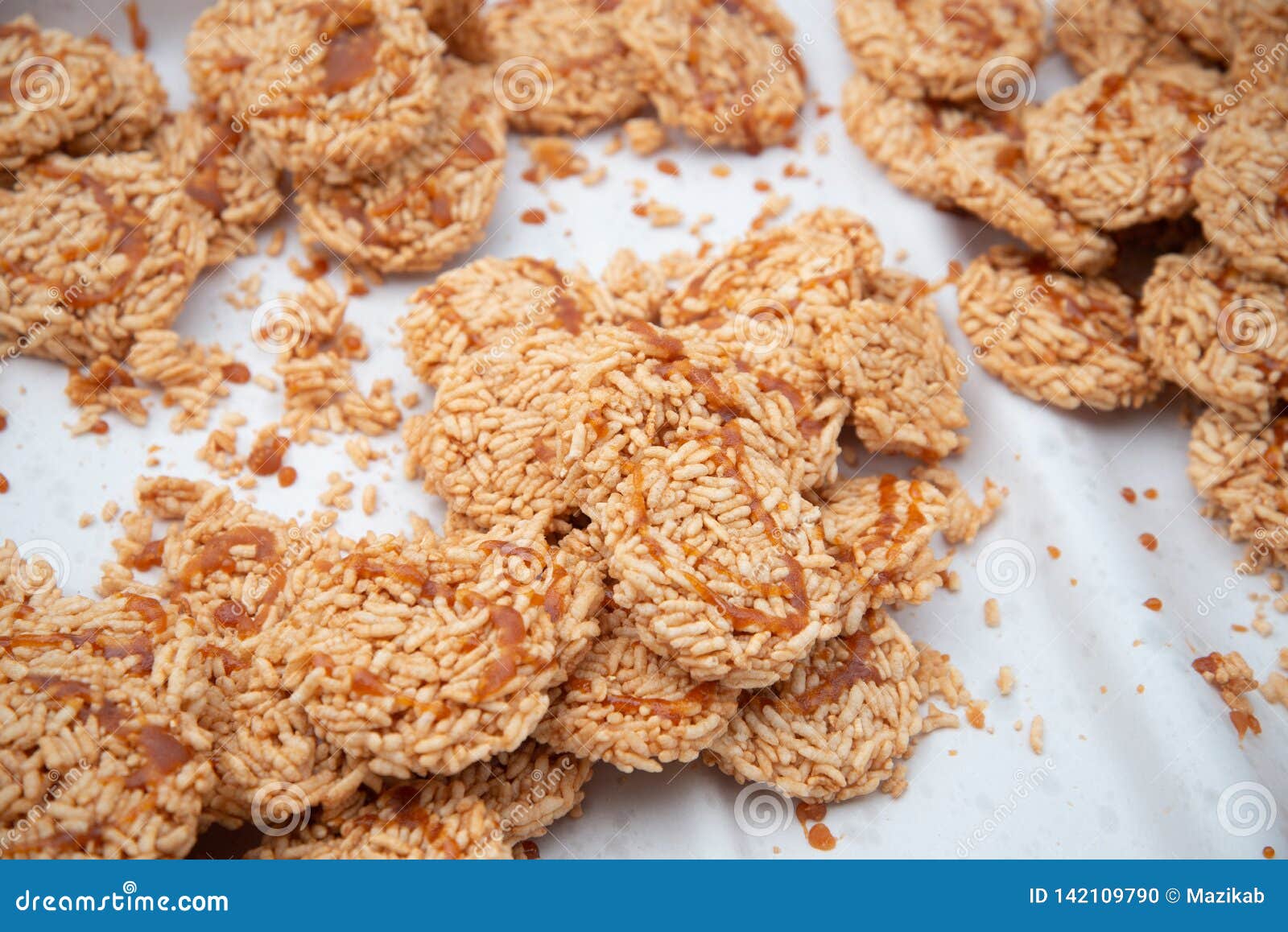 Thai rice cracker stock photo. Image of crunchy, delicious - 142109790