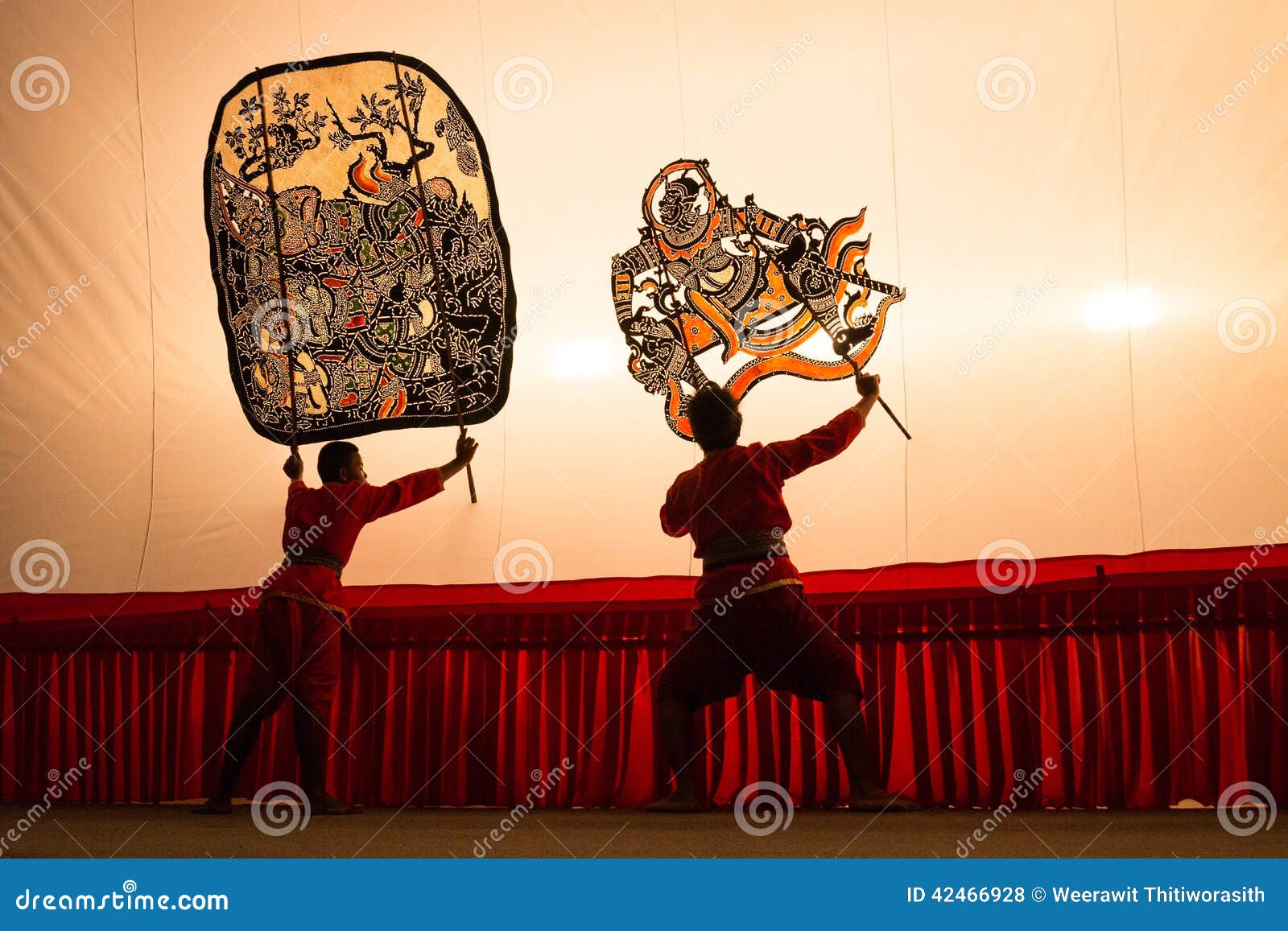 Thai Shadow Puppet Performance Artist Playing Nang Thalung Thai ...