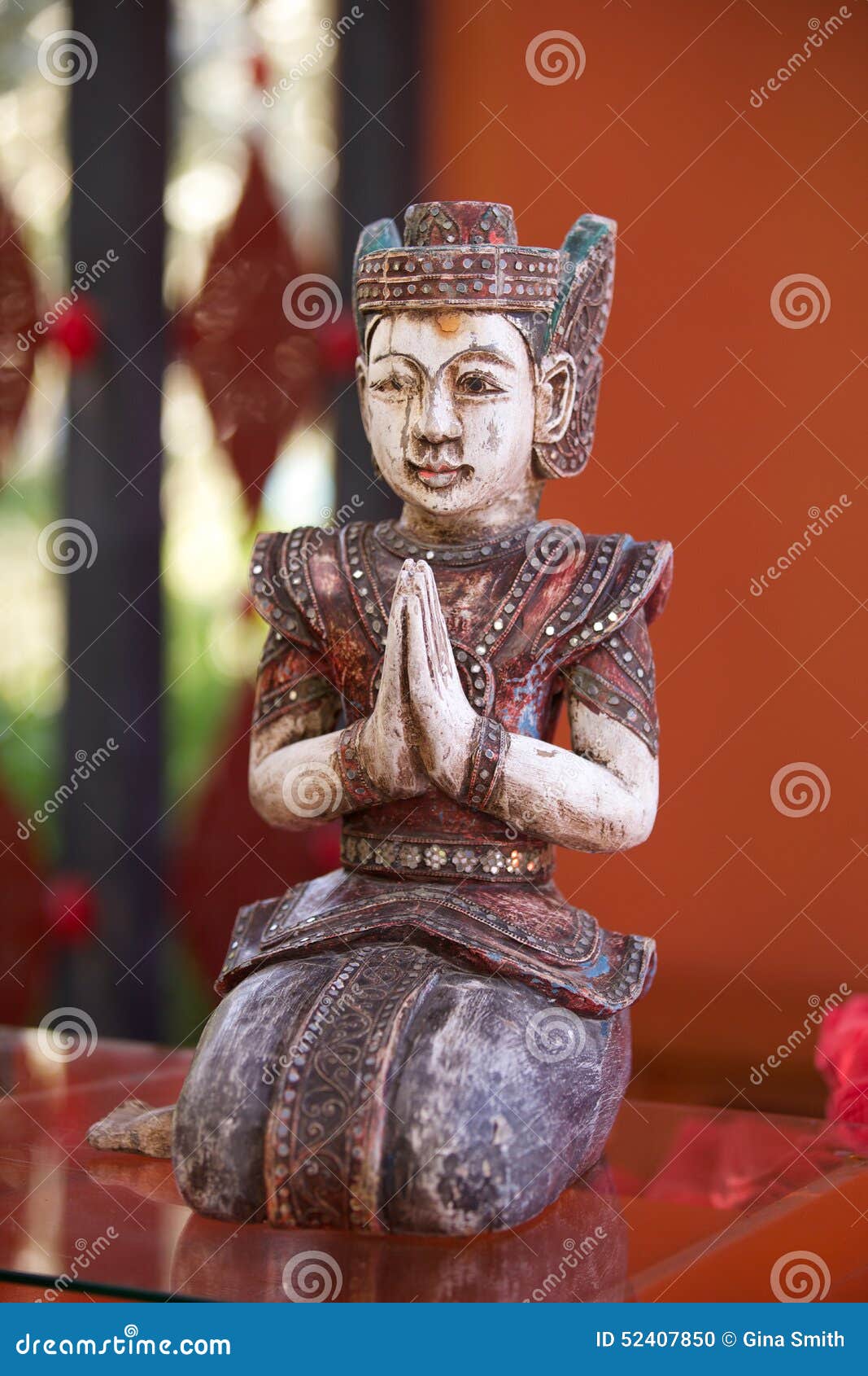 Thai Statue On The Wall Royalty-Free Stock Photography | CartoonDealer ...