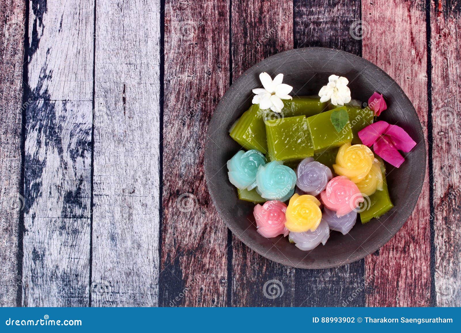 Thai Steamed Layer Cake in Cube and Rose Shape. Stock Photo - Image of ...