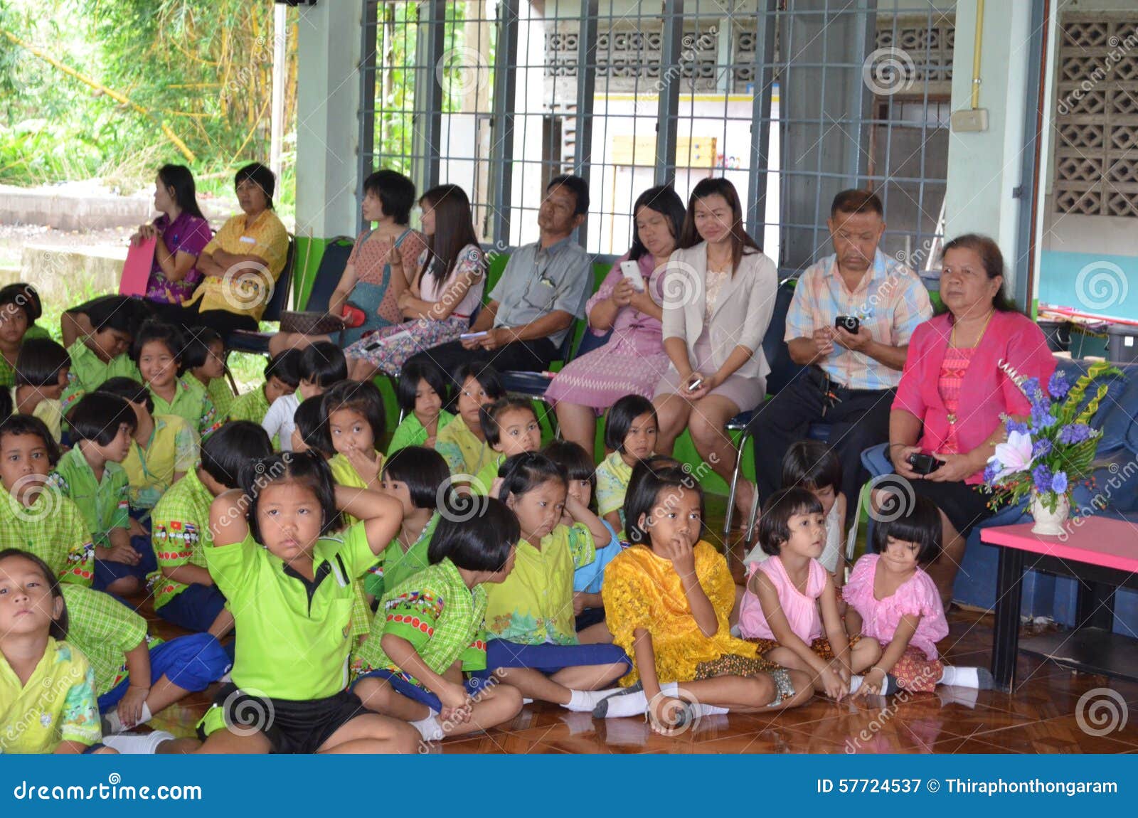 Thai student in classroom editorial photography. Image of classroom ...