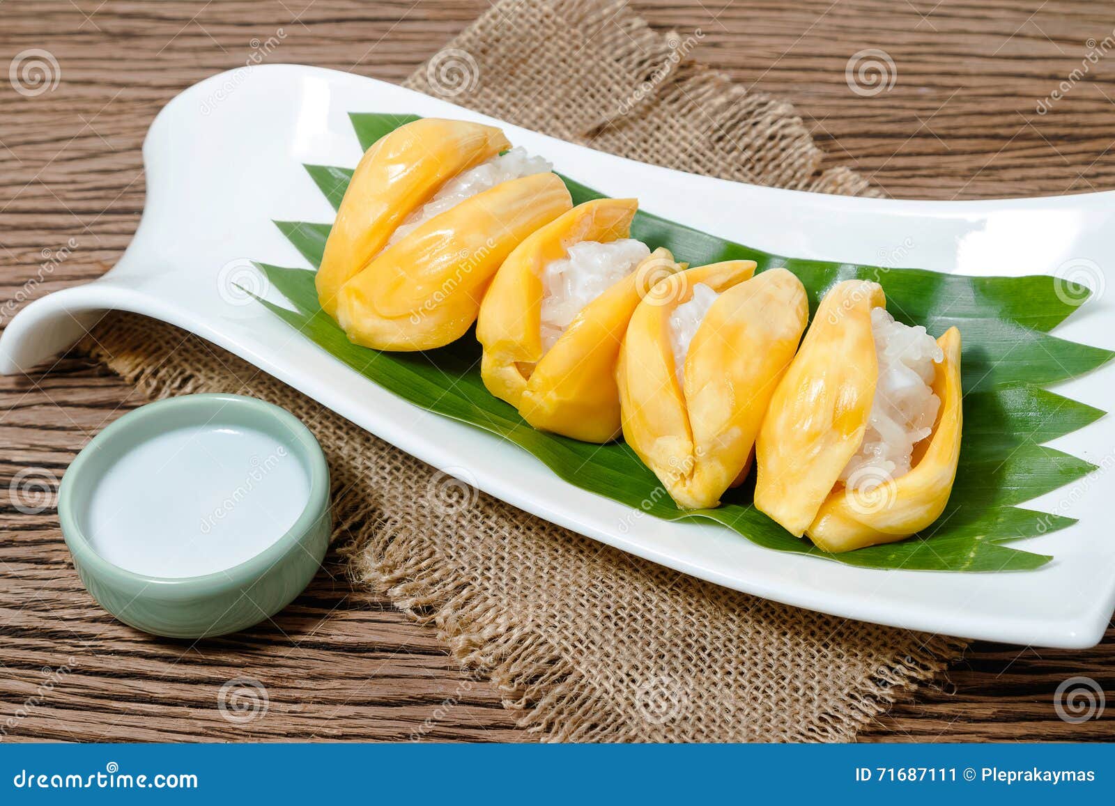 Thai Style Dessert, Sticky Rice in Jack Fruit Stock Image - Image of ...