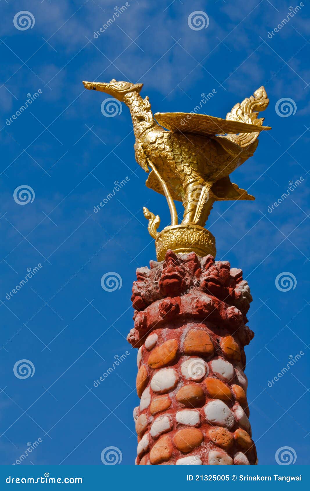 Thai Style Golden Bird Statue Stock Image - Image of culture, decor ...