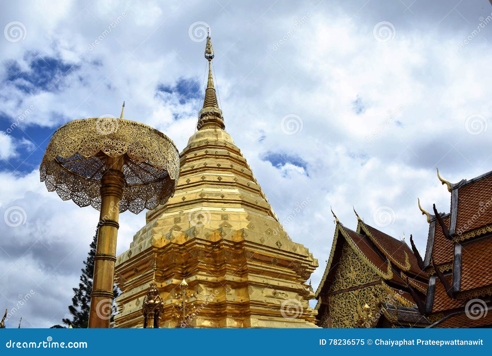 Thai wat redaktionell foto. Bild av askfat, landmärke - 78236575