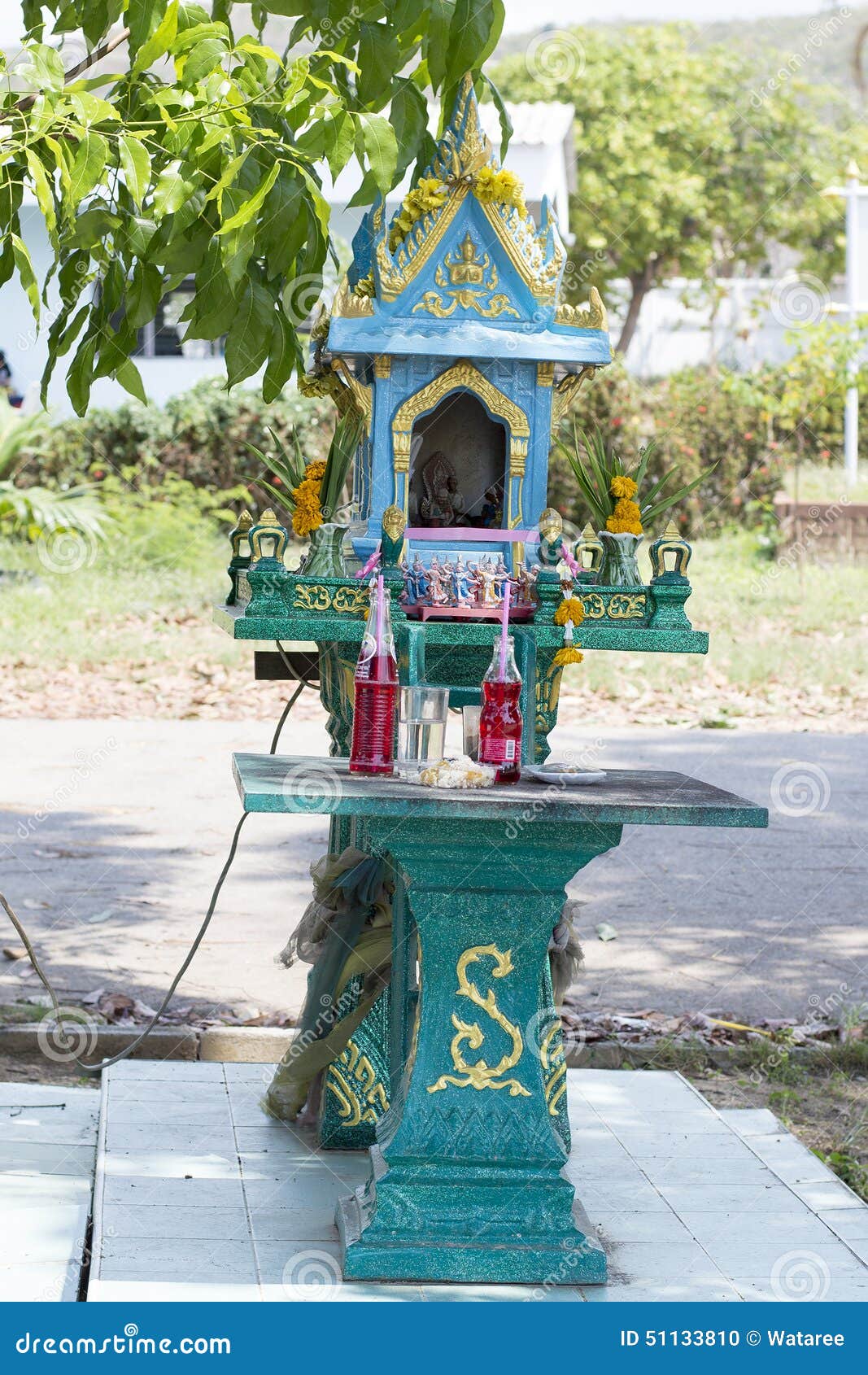 Thailand Shrine editorial image. Image of shrine, orient - 51133810