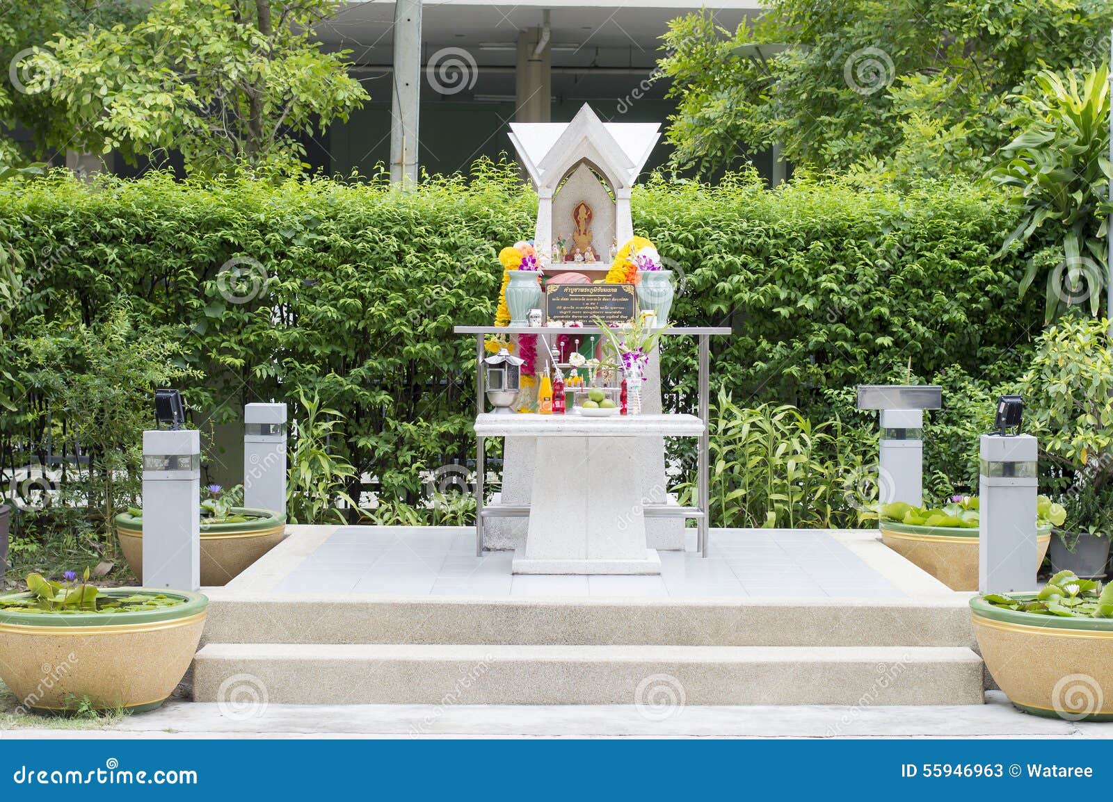 Thailand Shrine editorial stock photo. Image of religion - 55946963