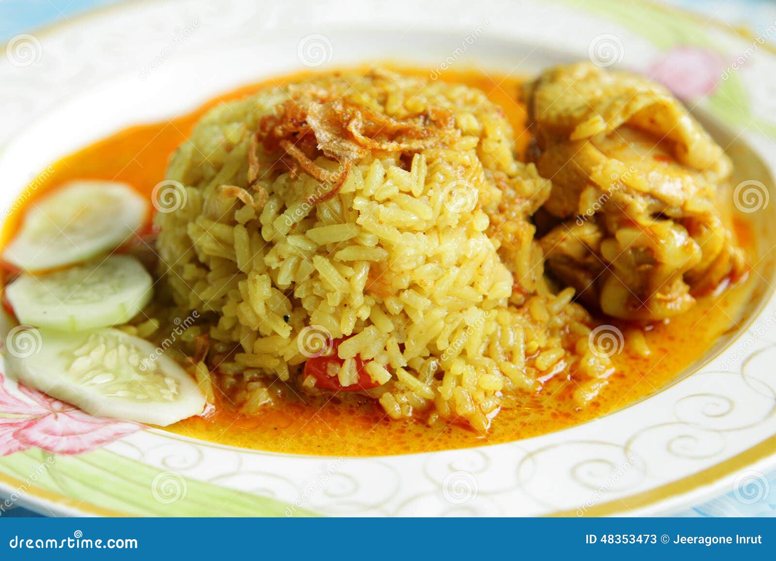 Thaise Rijst En Kip Biryani Stock Afbeelding - Image of keuken, rijst ...