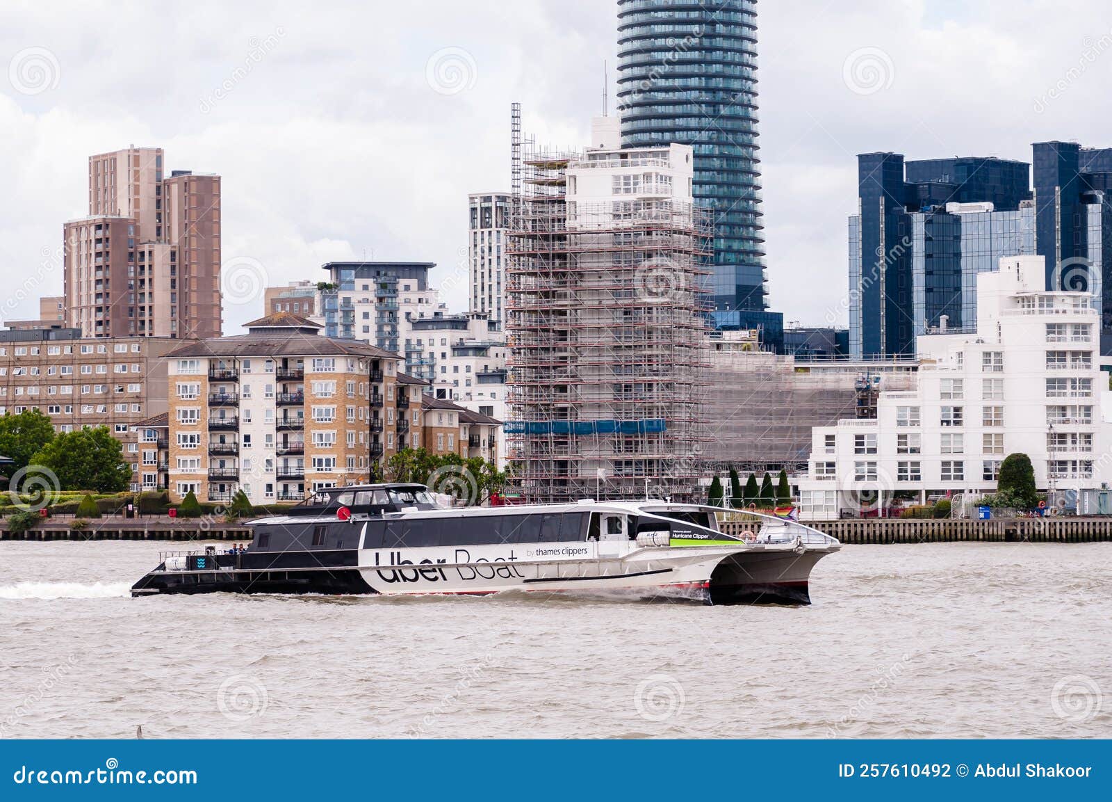 Thames Clipper editorial photography. Image of places - 257610492