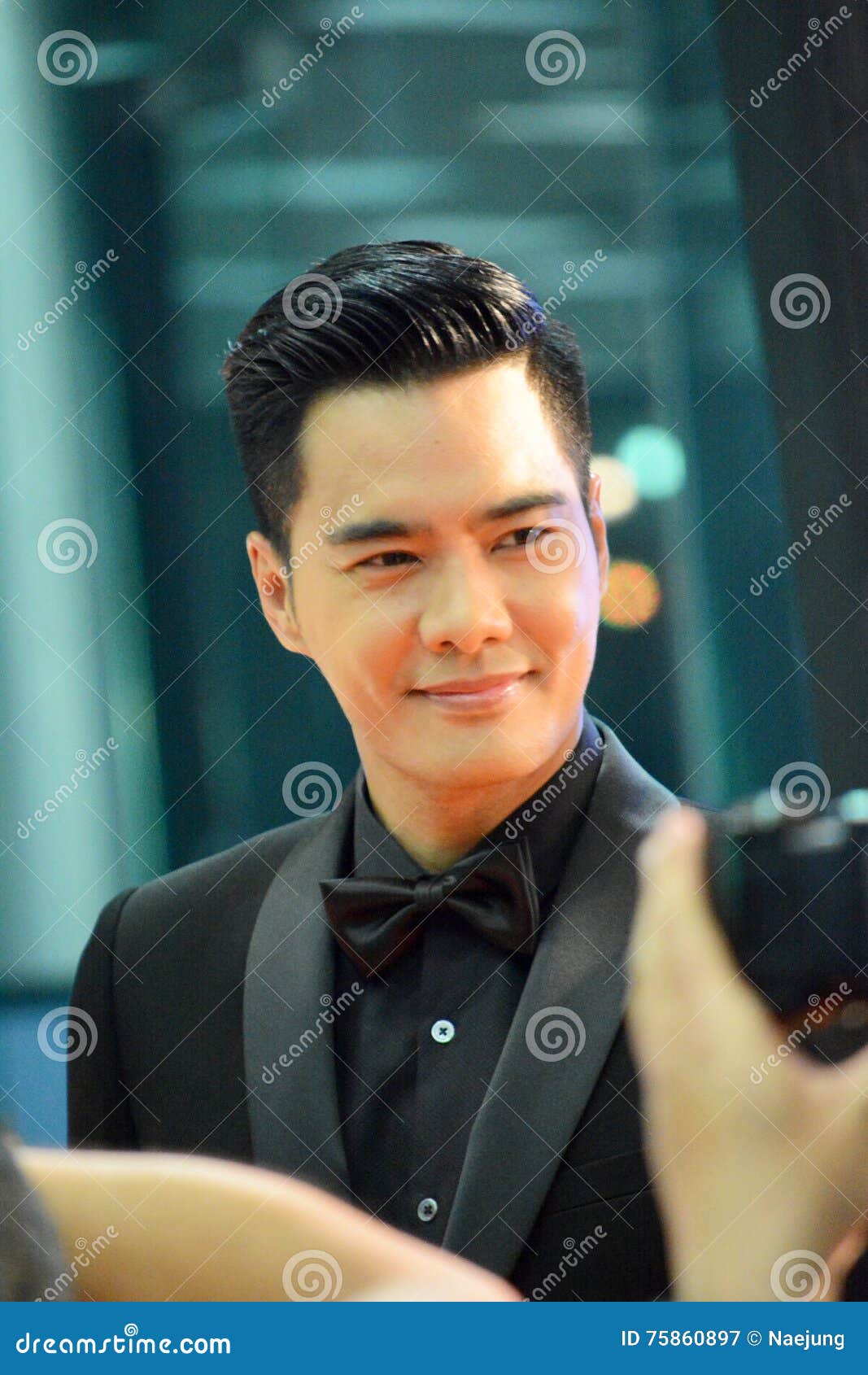 Thanapat de Kelly fotografía editorial. Imagen de funcionamiento - 75860897