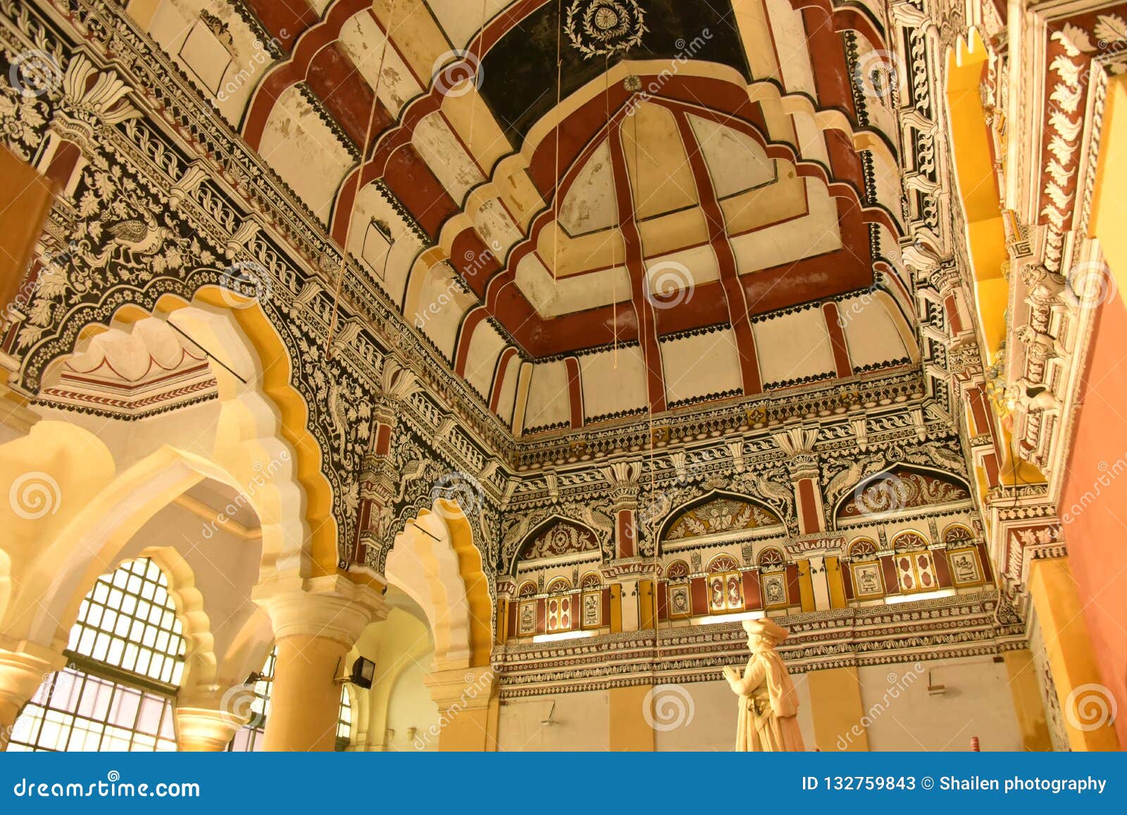 Thanjavur Maratha Palace Complex, Tamil Nadu Editorial Stock Photo ...