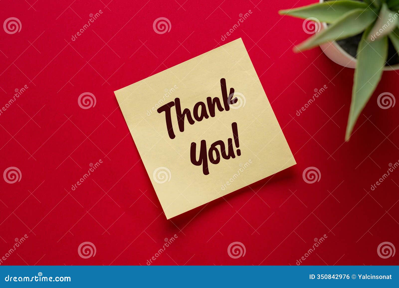 Thank You Text on Yellow Sticky Note on Red Background Stock Photo ...