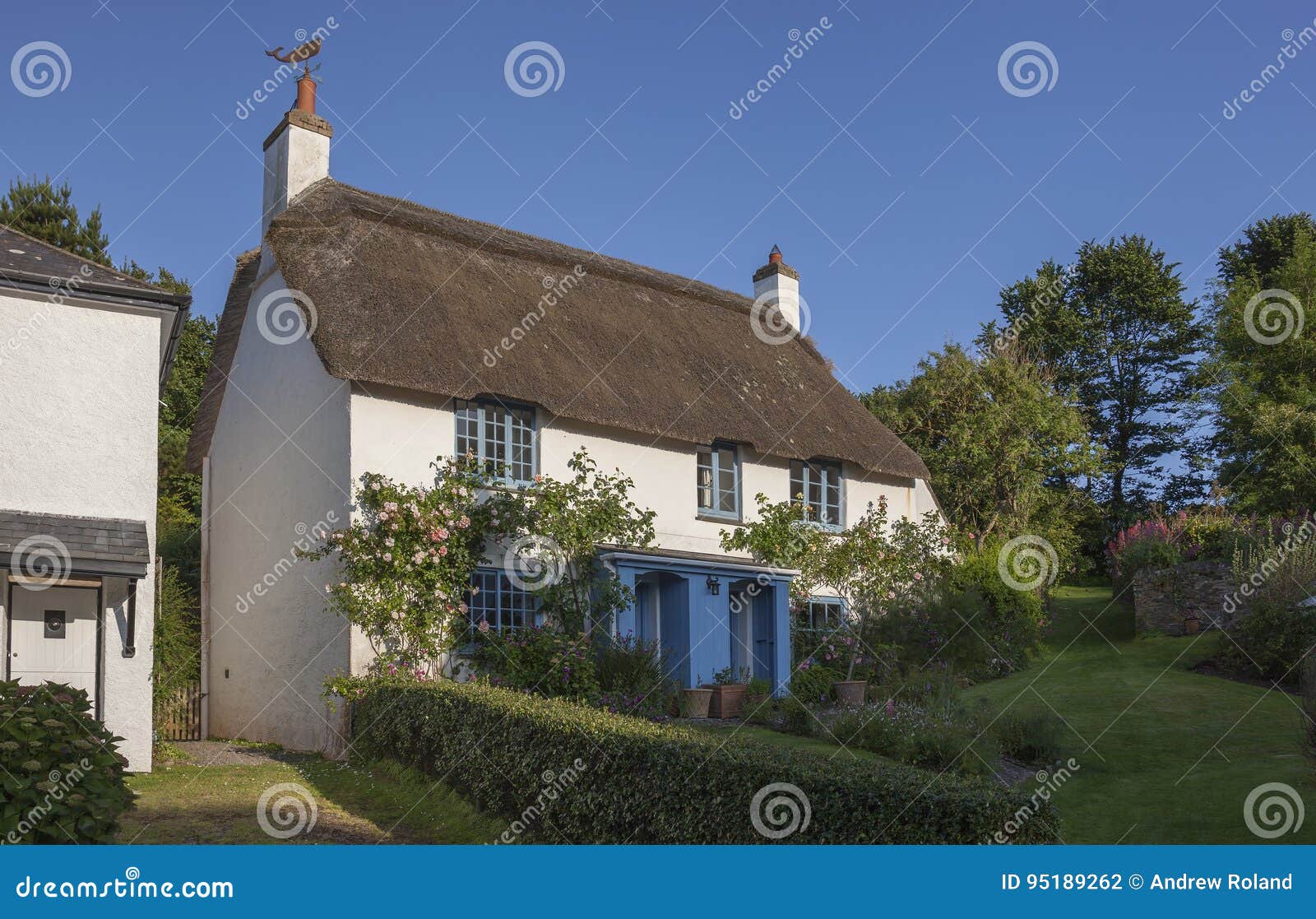 Thatched Cottage at Inner Hope, Hope Cove, Devon, England Stock Photo ...