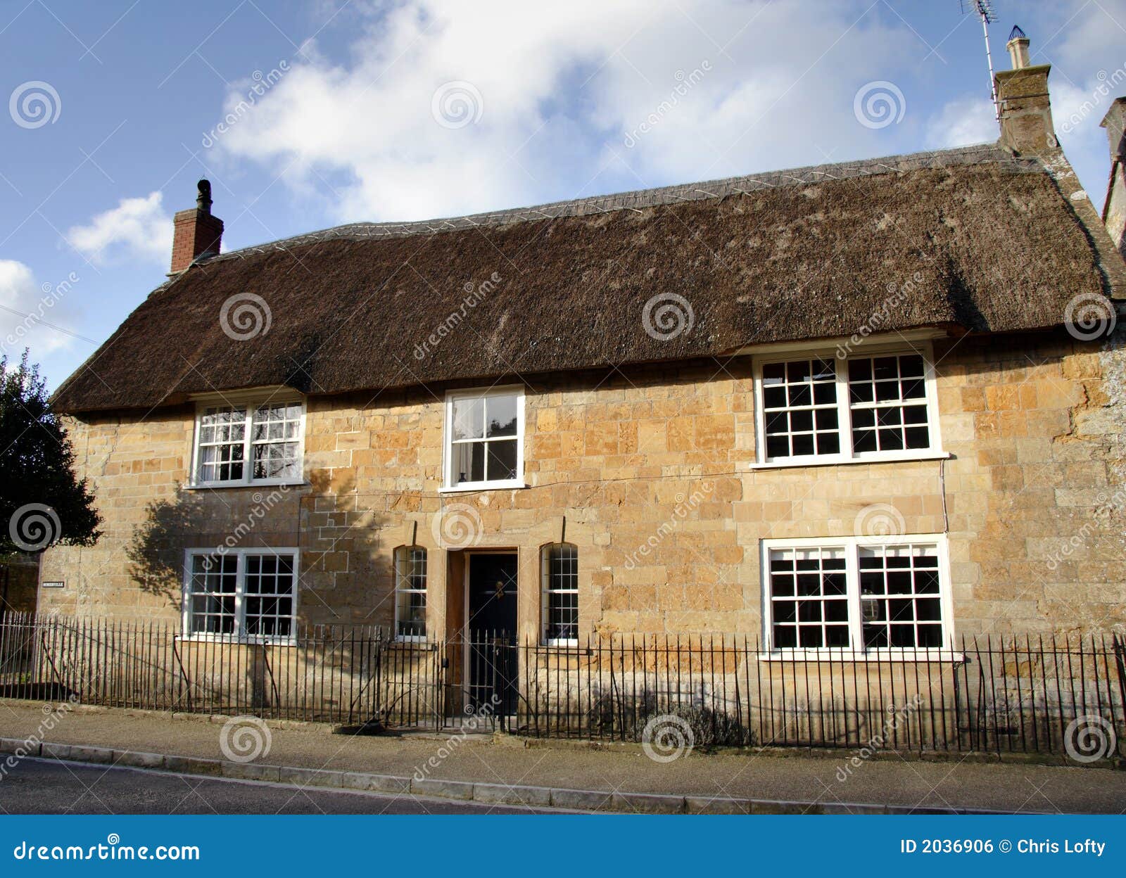 Thatched Village House stock photo. Image of travel, england - 2036906