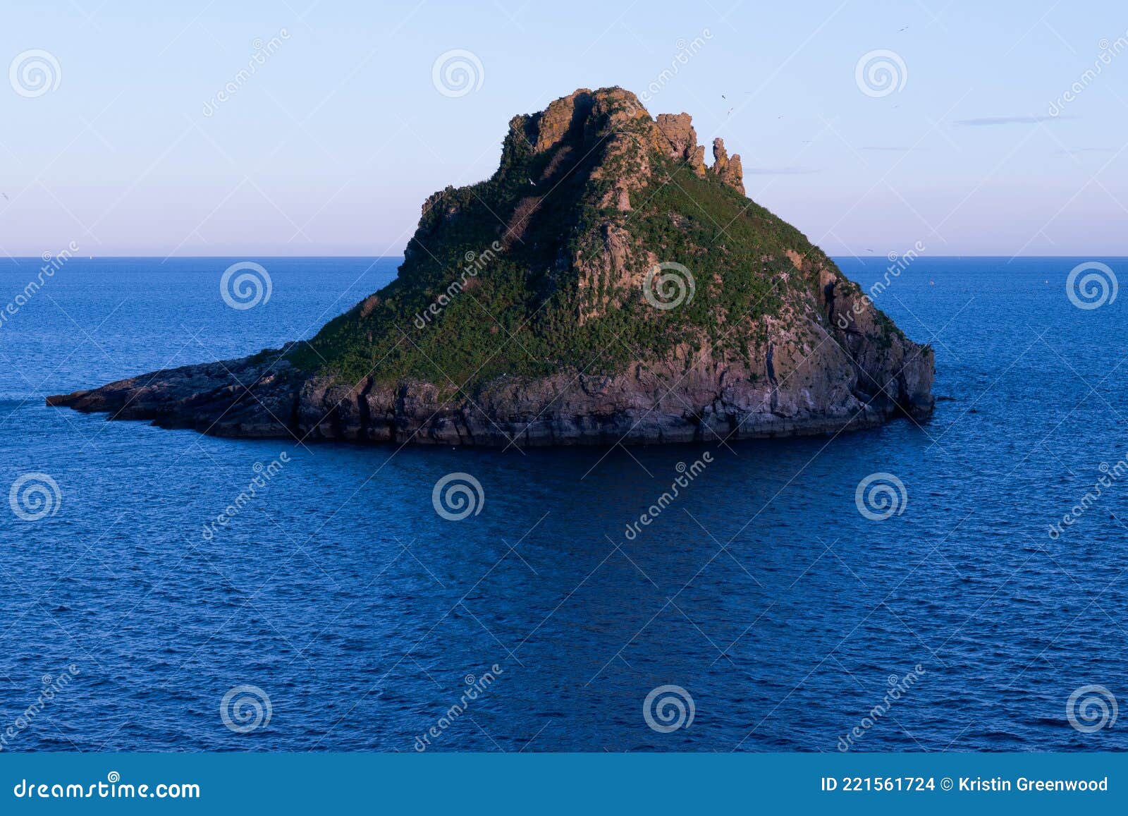 Thatcher Rock in Torquay Torbay Stock Photo - Image of rock, channel ...