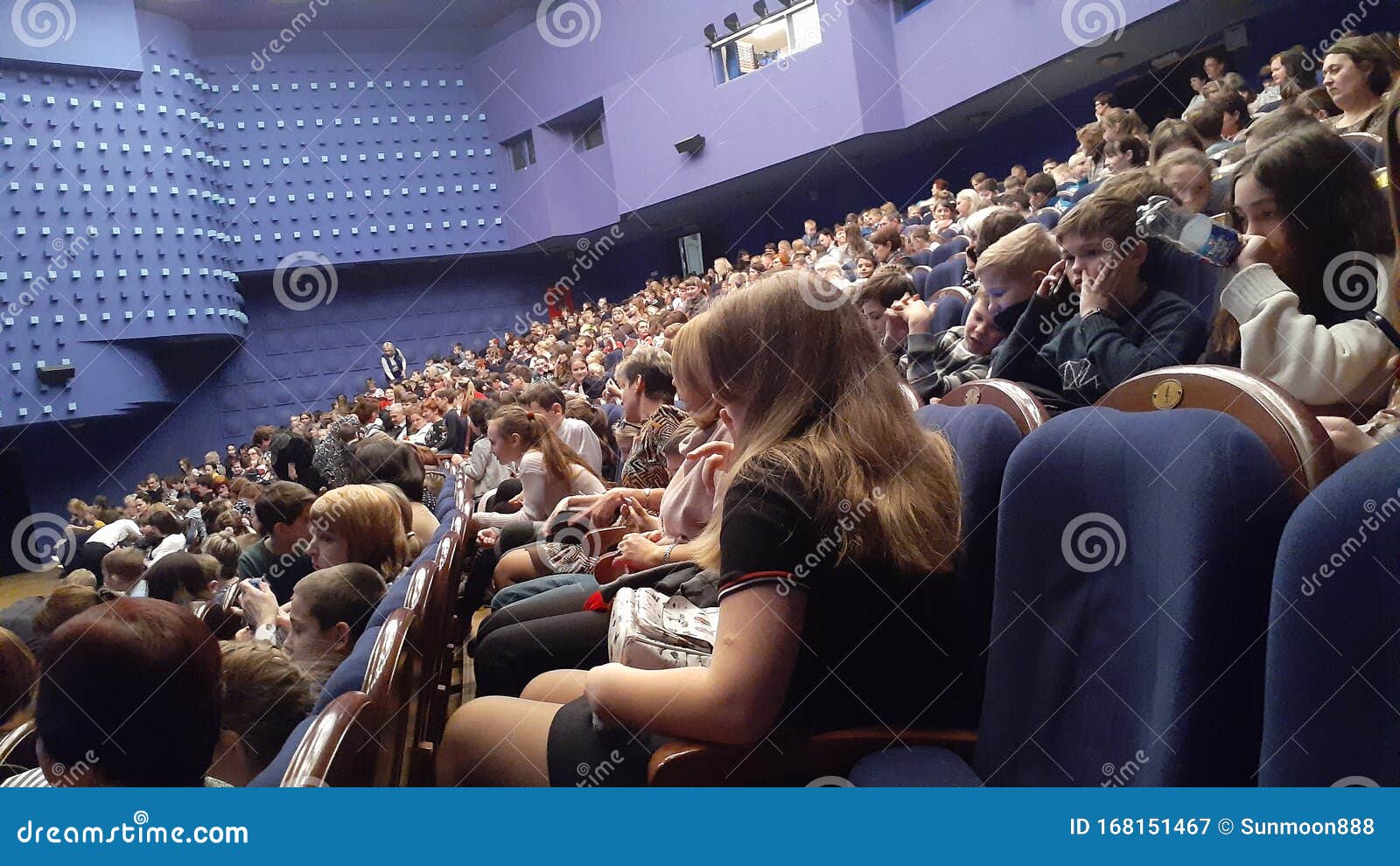 Full Theater Audience