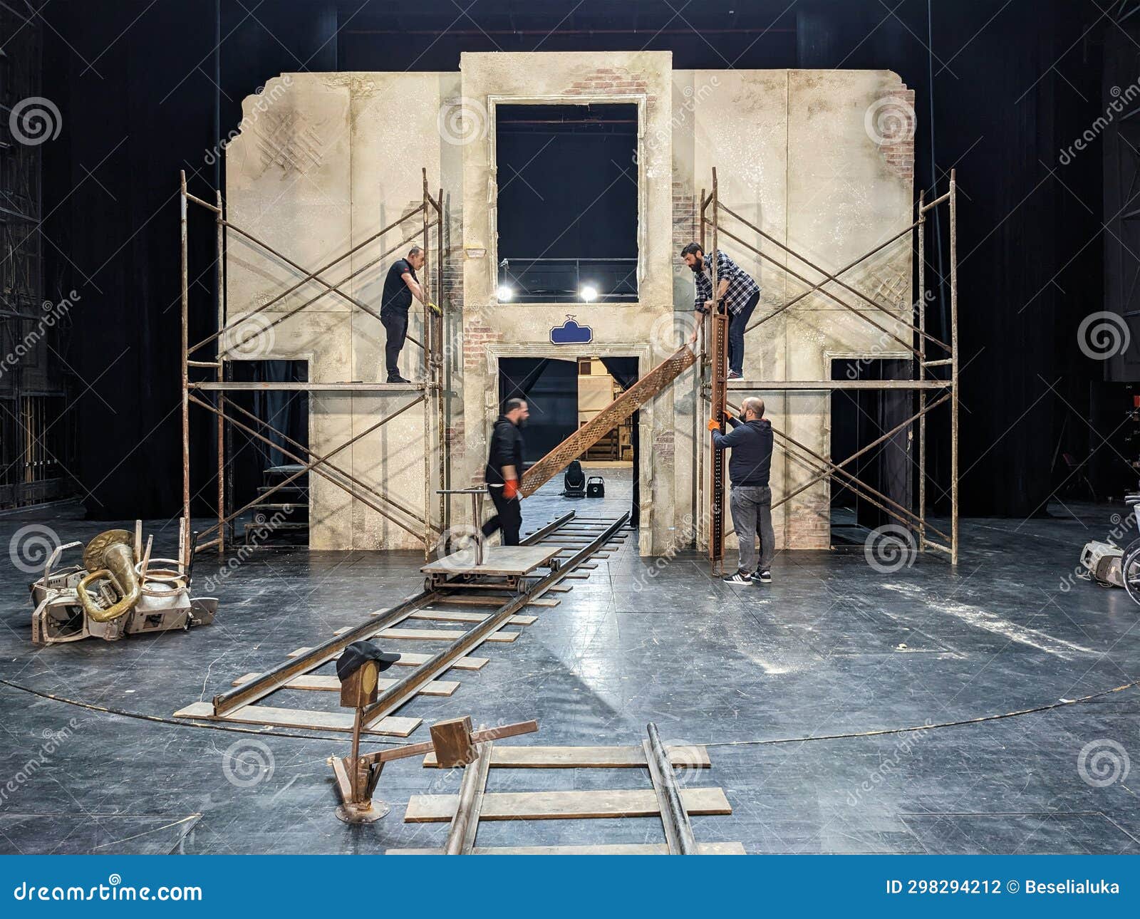 Theater Stage Workers Constructing Decorations Editorial Photography ...