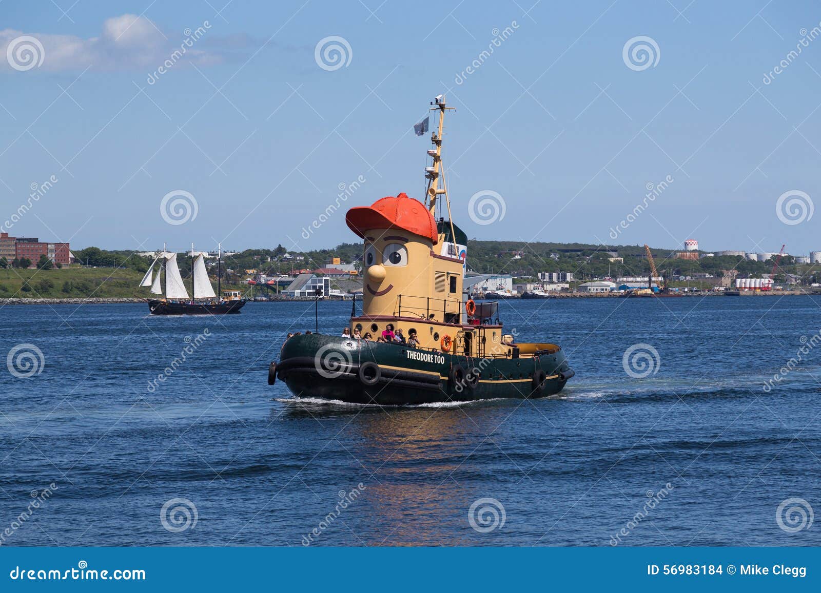 Theodore Too Boat à Halifax Image stock éditorial - Image du lumineux ...