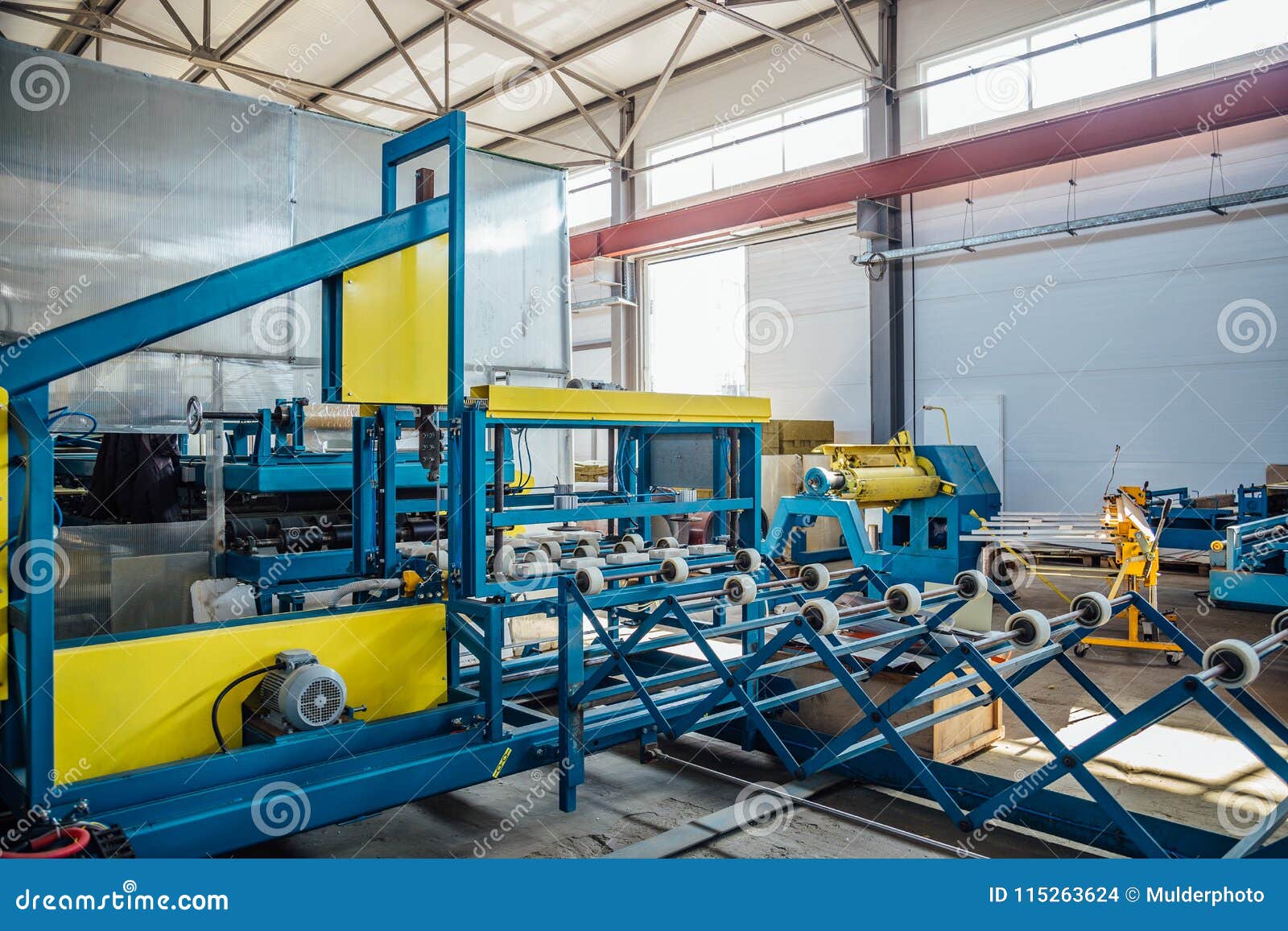Thermal Insulation Sandwich Panel Production Line. Roller Conveyor ...