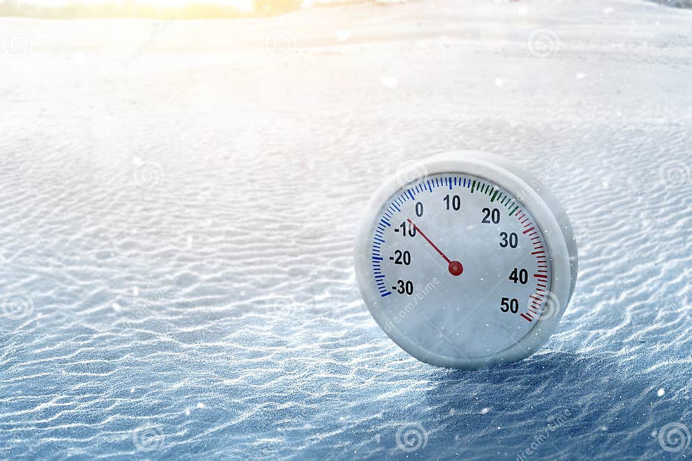 Thermometer with the Low Temperature at Winter Stock Photo - Image of ...