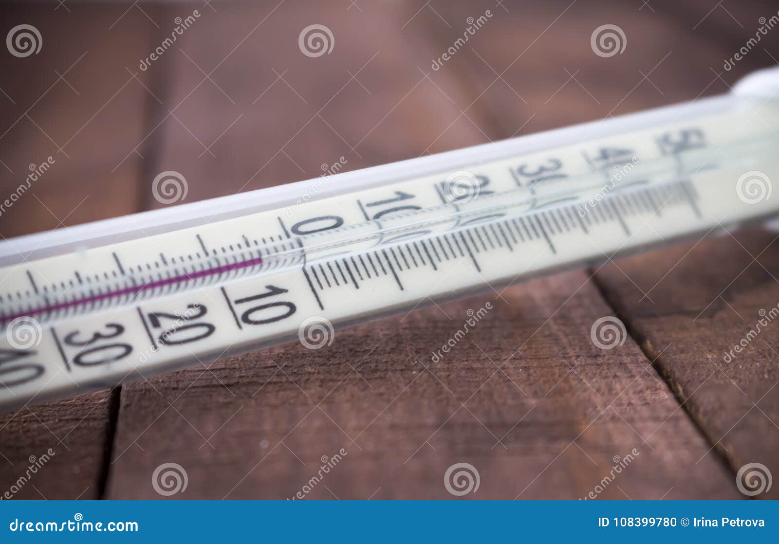 Thermometer A Minus 16 Below Zero Stock Image | CartoonDealer.com ...