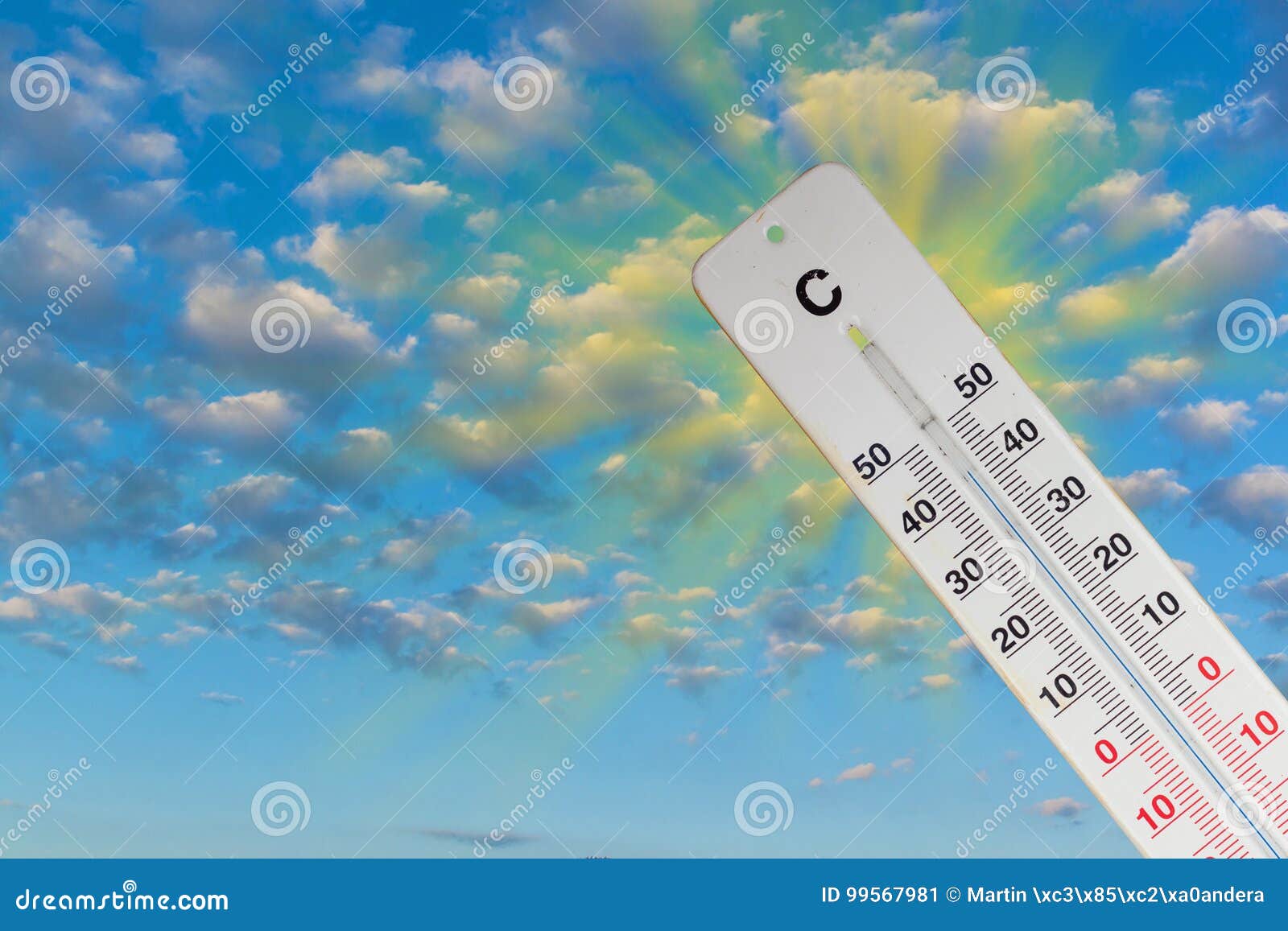 Thermometer Sun Sky 44 Degrees. Hot Summer Day. High Temperatures in ...