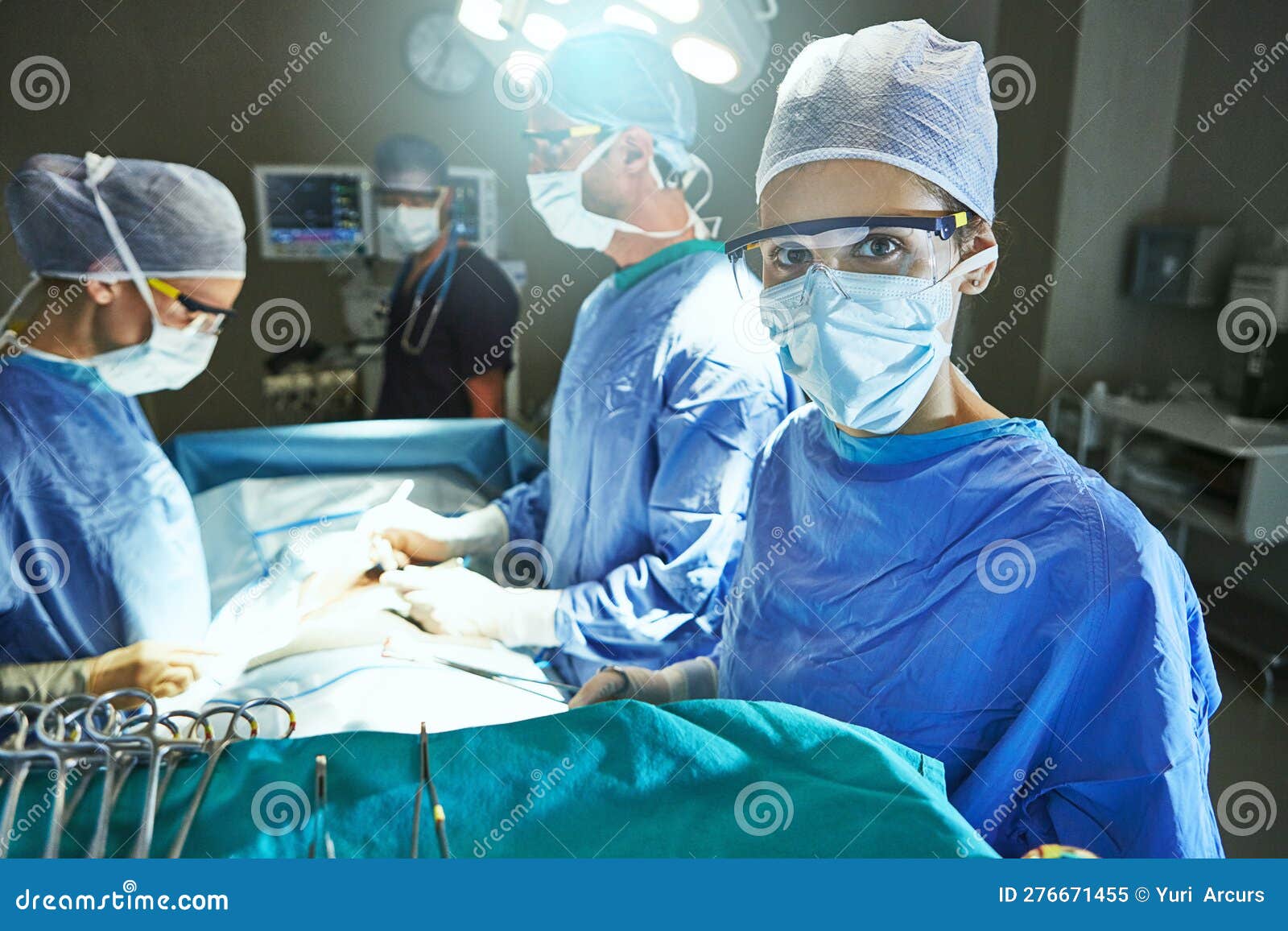 Theyre a Team of World Class Surgeons. Surgeons in an Operating Room ... Theyre a Team of World Class Surgeons. Surgeons in an Operating Room ...