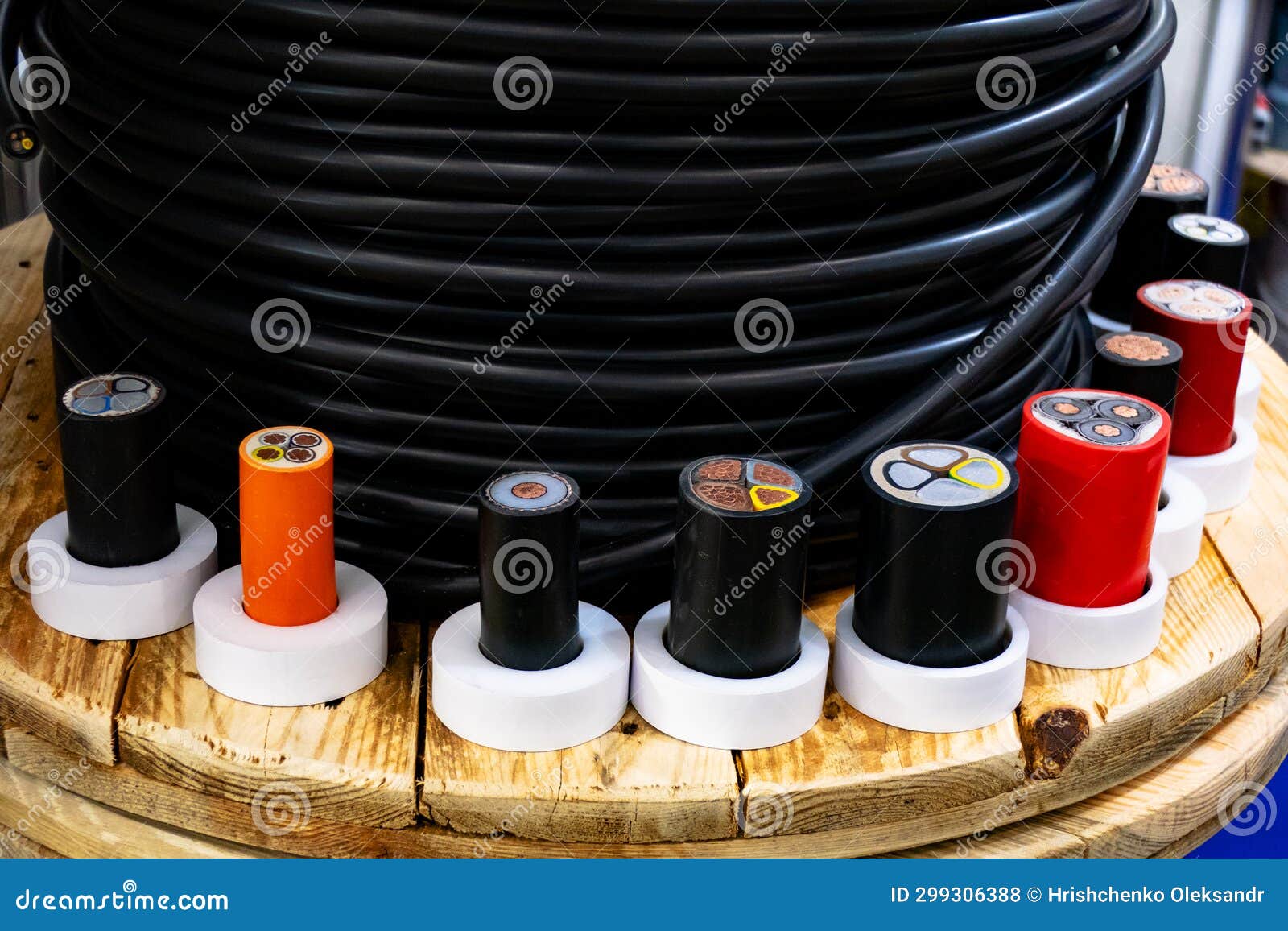 Thick Multicore Electric Cable For Transmission Of Mains Voltage ...