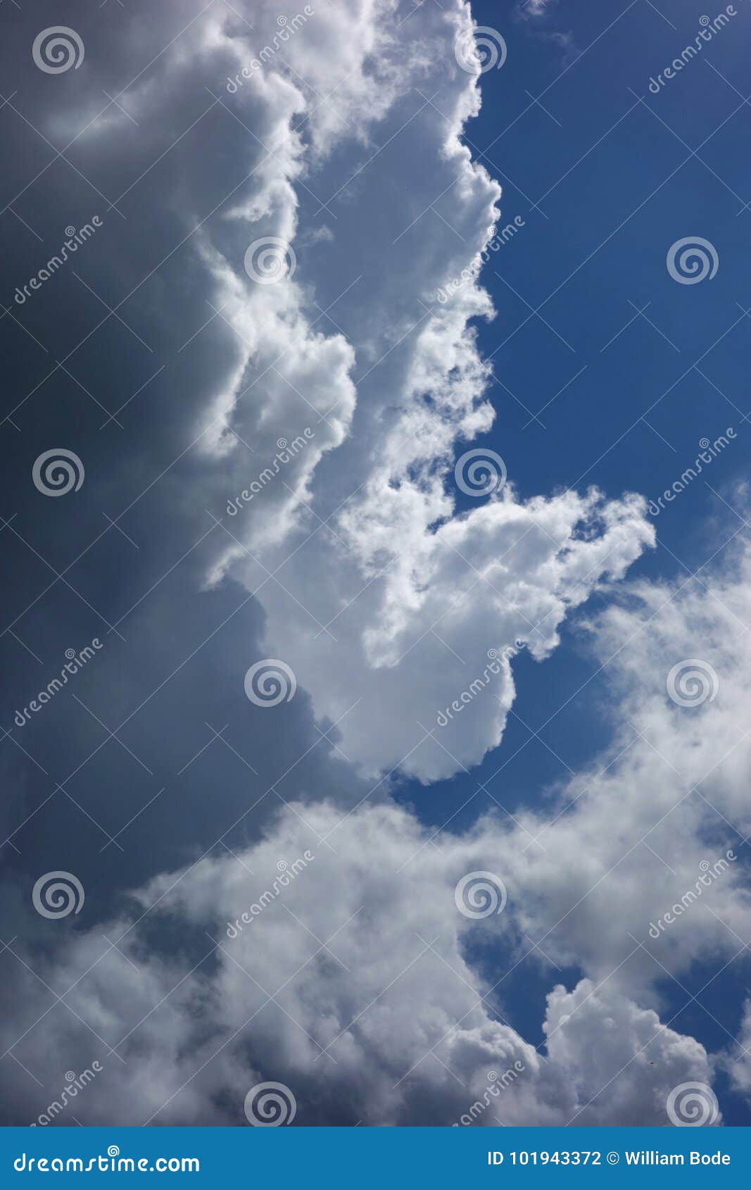 Thick Sharp Edge of Cloud stock photo. Image of clouds - 101943372