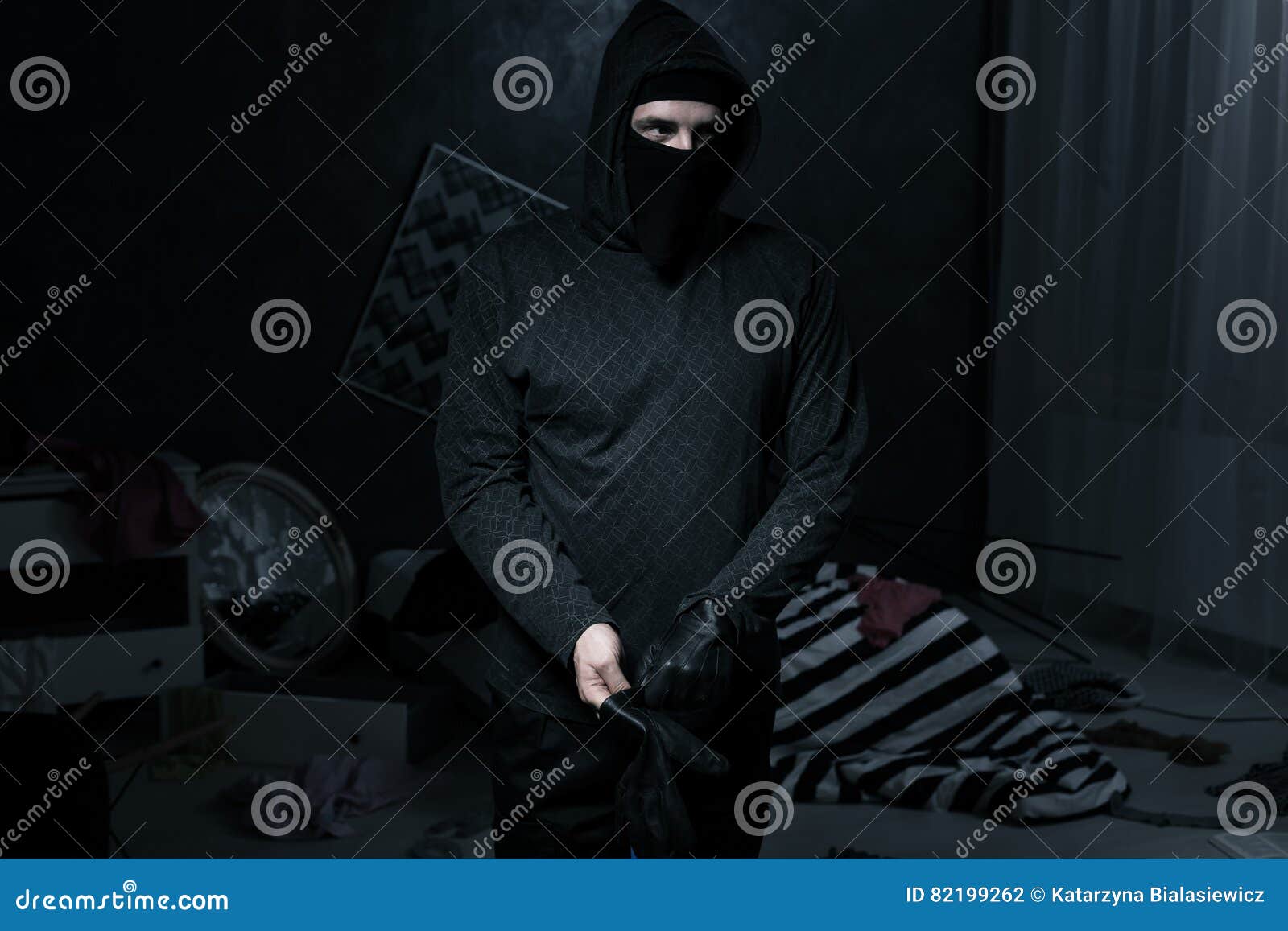 Thief in a dark room stock photo. Image of housebreaking - 82199262