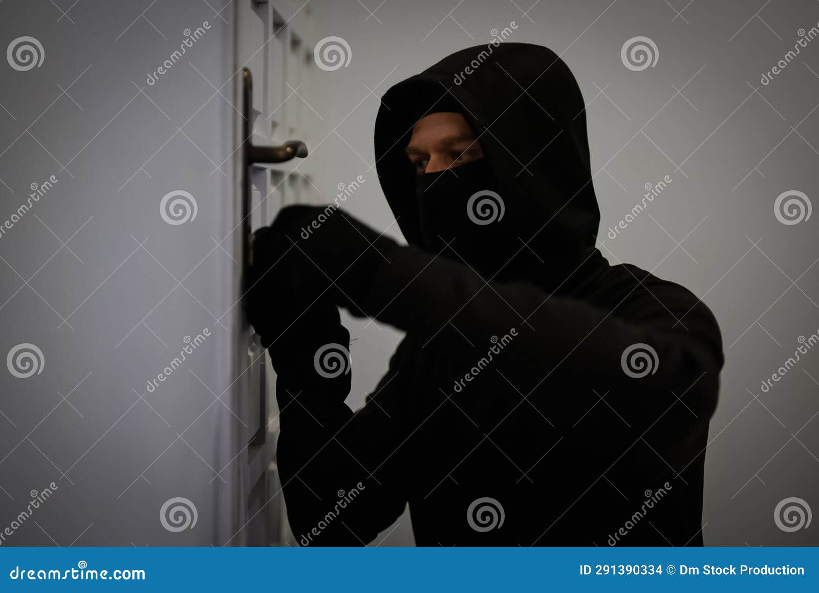 Thief opening door stock photo. Image of burglar, insurance - 291390334