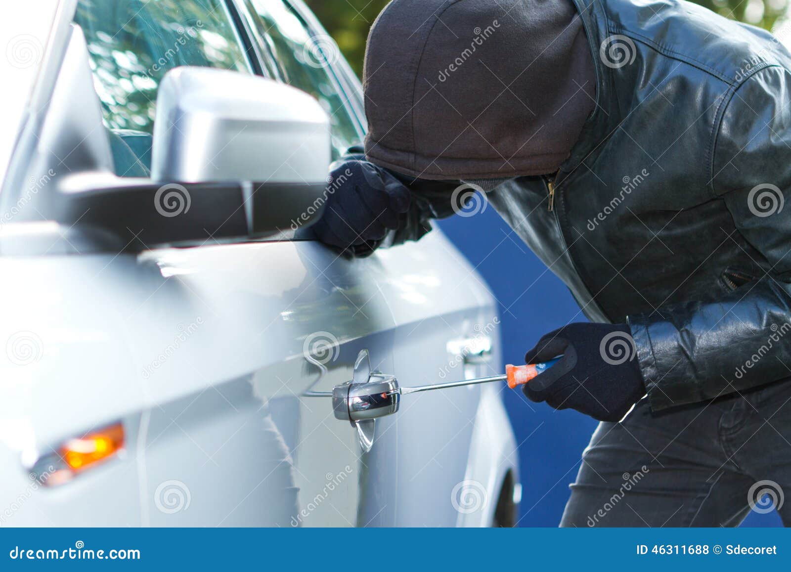 Thief stealing a car stock illustration. Illustration of offence - 46311688
