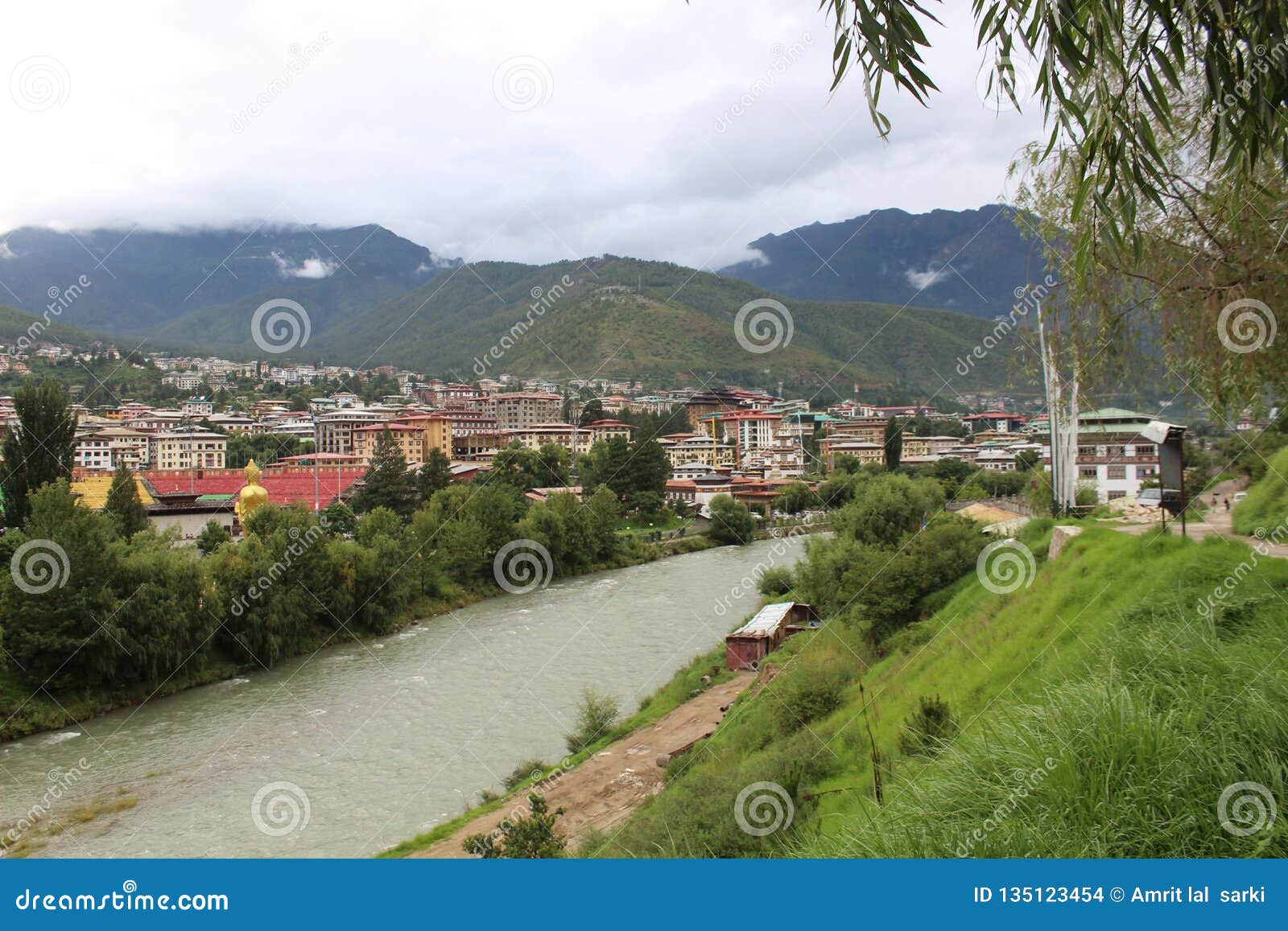 Thimphu foto de archivo. Imagen de timbu, hermoso - 135123454