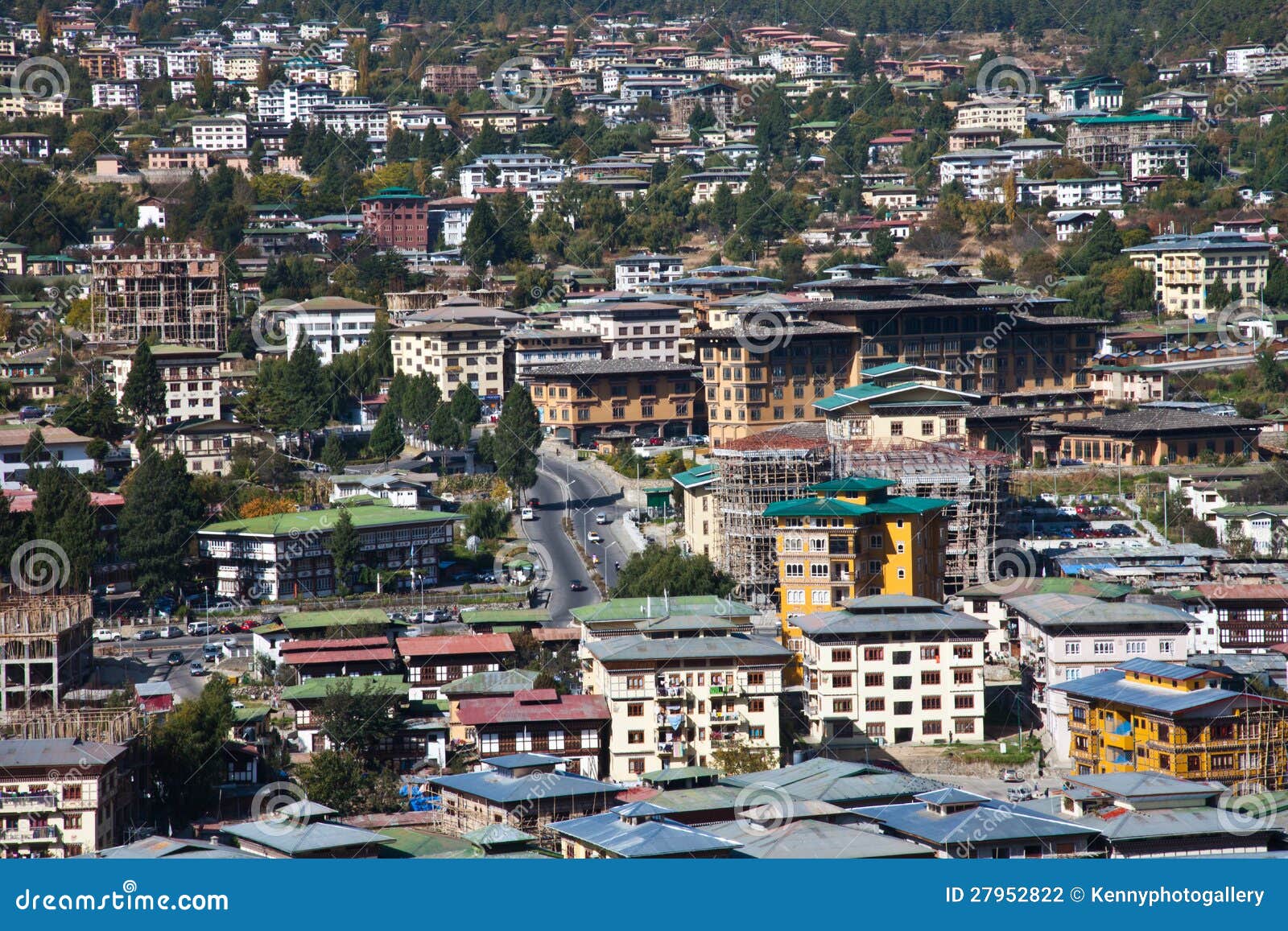 Thimphu, O Capital De Bhutan Foto de Stock - Imagem de templo, mahayana ...