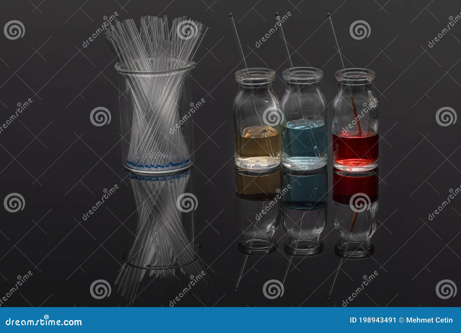 Thin Layer Chromatography Equipments Include Jar, Silica Gel, Capillary ...
