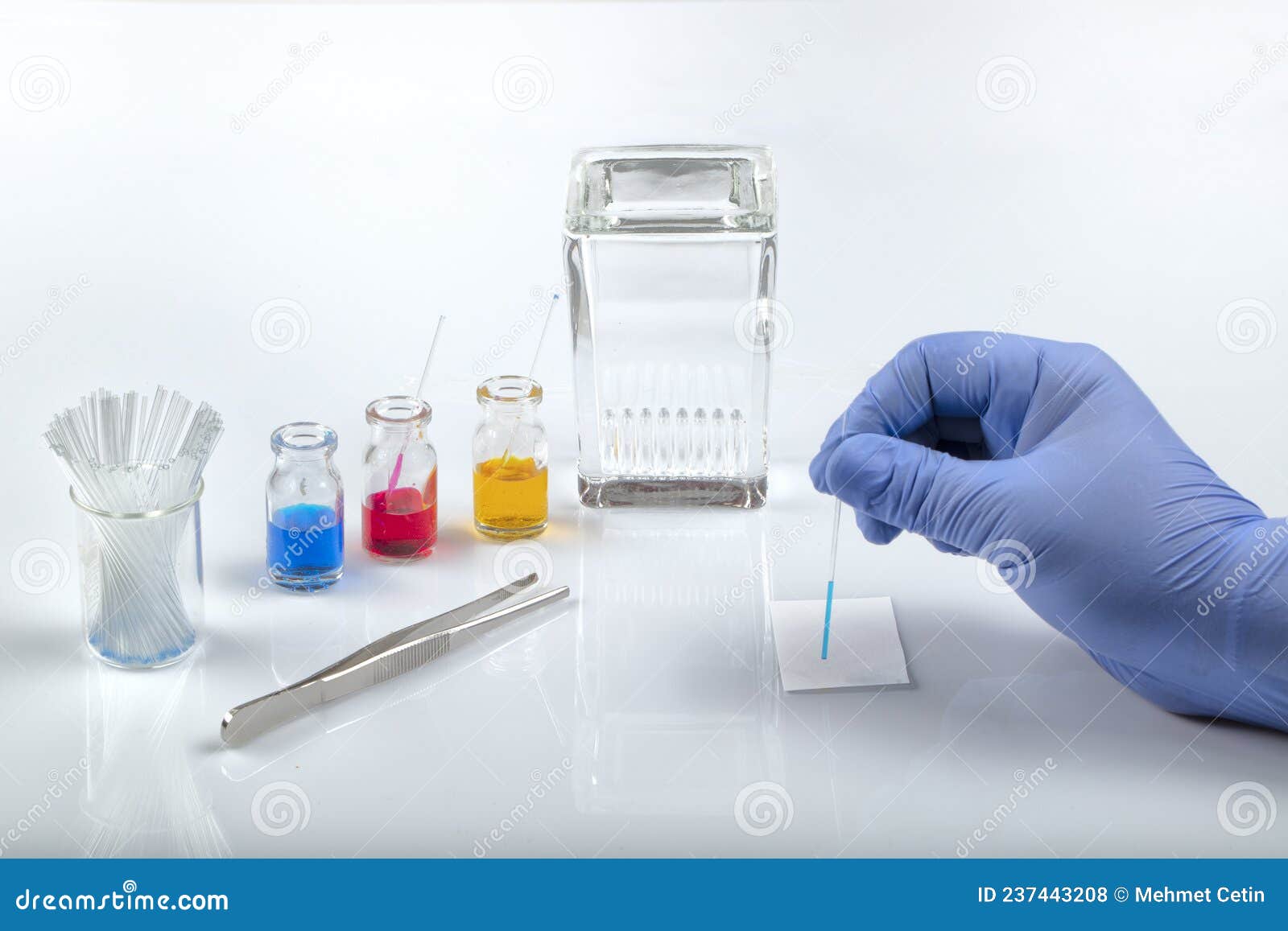 Thin Layer Chromatography Equipments Include Jar, Silica Gel, Capillary ...