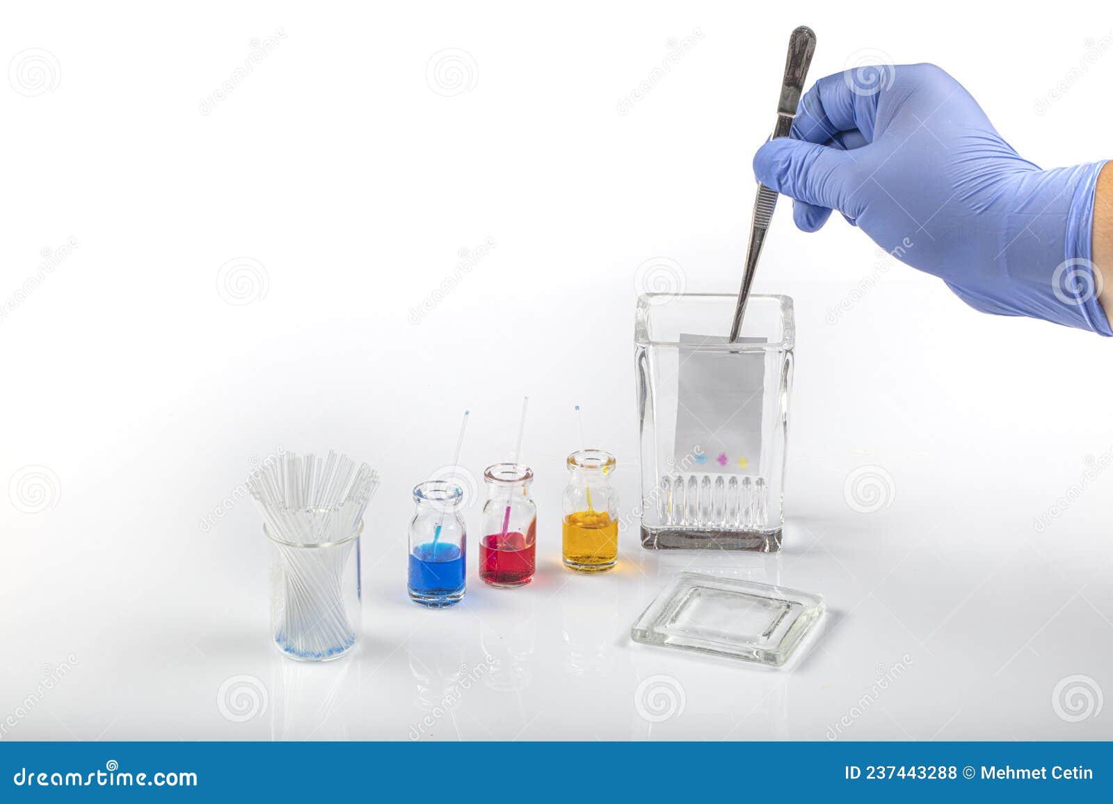 Thin Layer Chromatography Equipments Include Jar, Silica Gel, Capillary ...