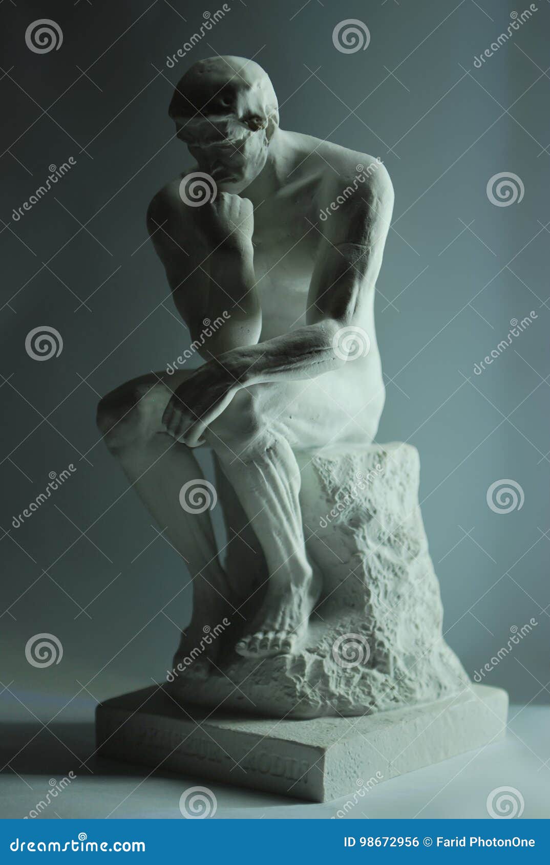 The Thinker Of Auguste Rodin In The Norton Simon Museum Editorial Image ...
