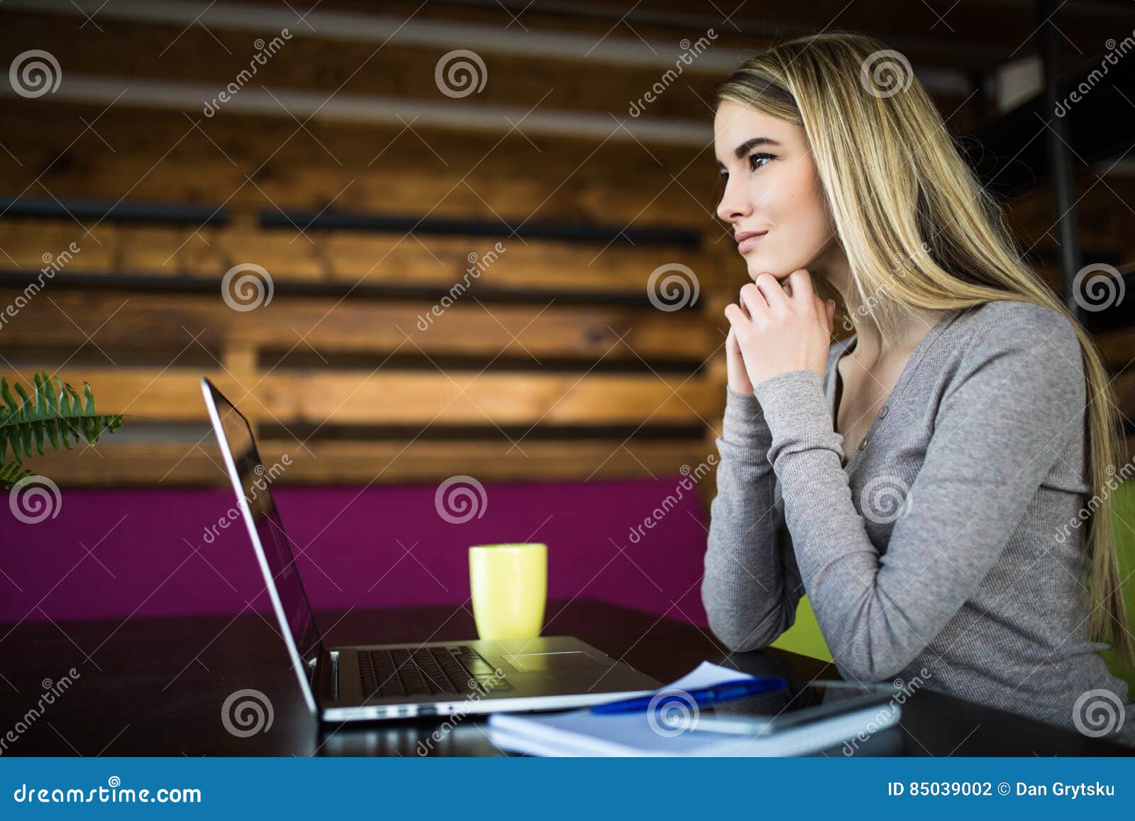Thinking girl at work stock photo. Image of place, occupation - 85039002