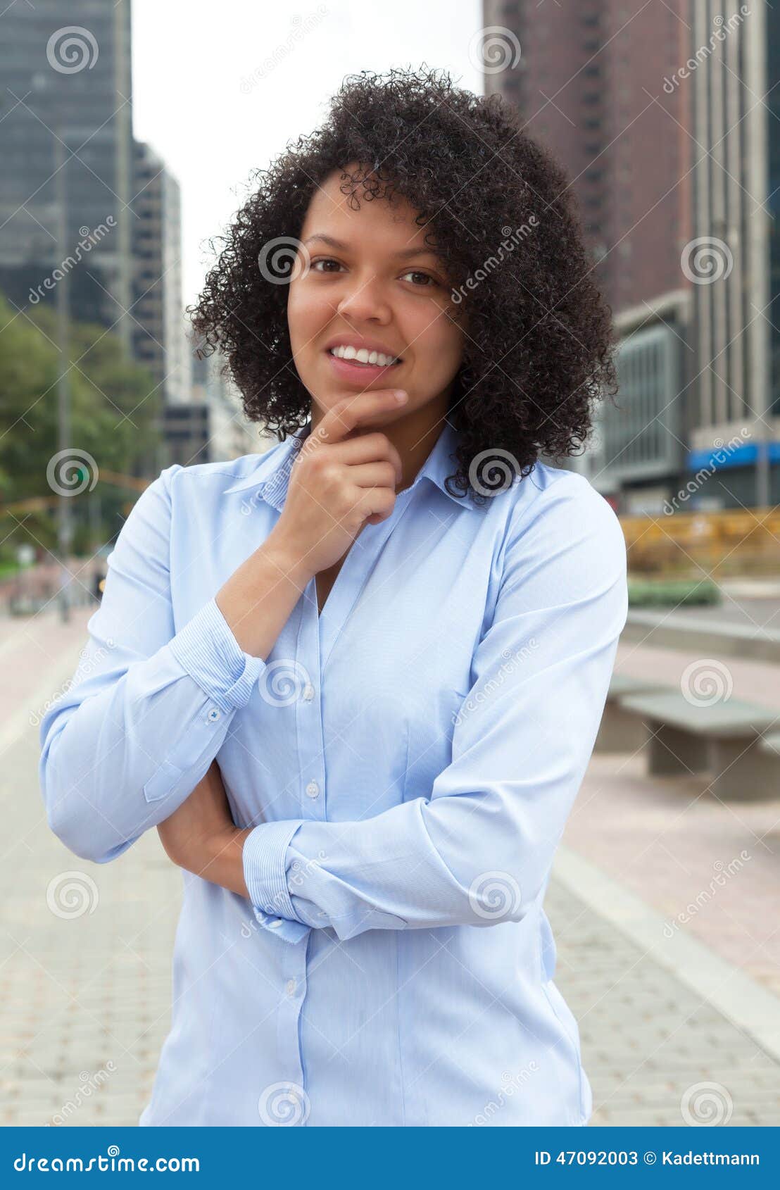 Thinking Hispanic Woman in the City Stock Image - Image of colombia ...