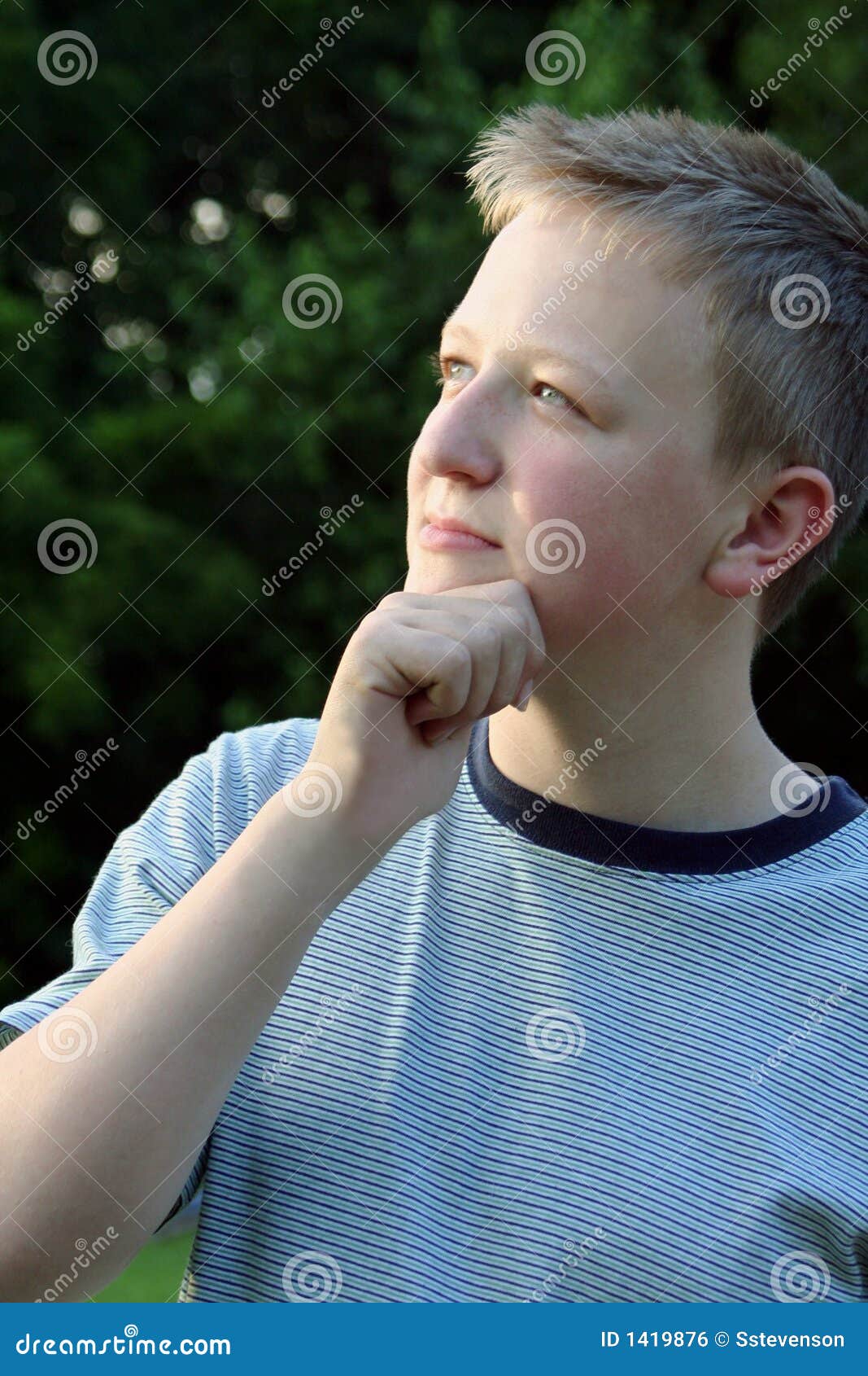 Thinking Teen 2 stock photo. Image of recollect, evaluate - 1419876